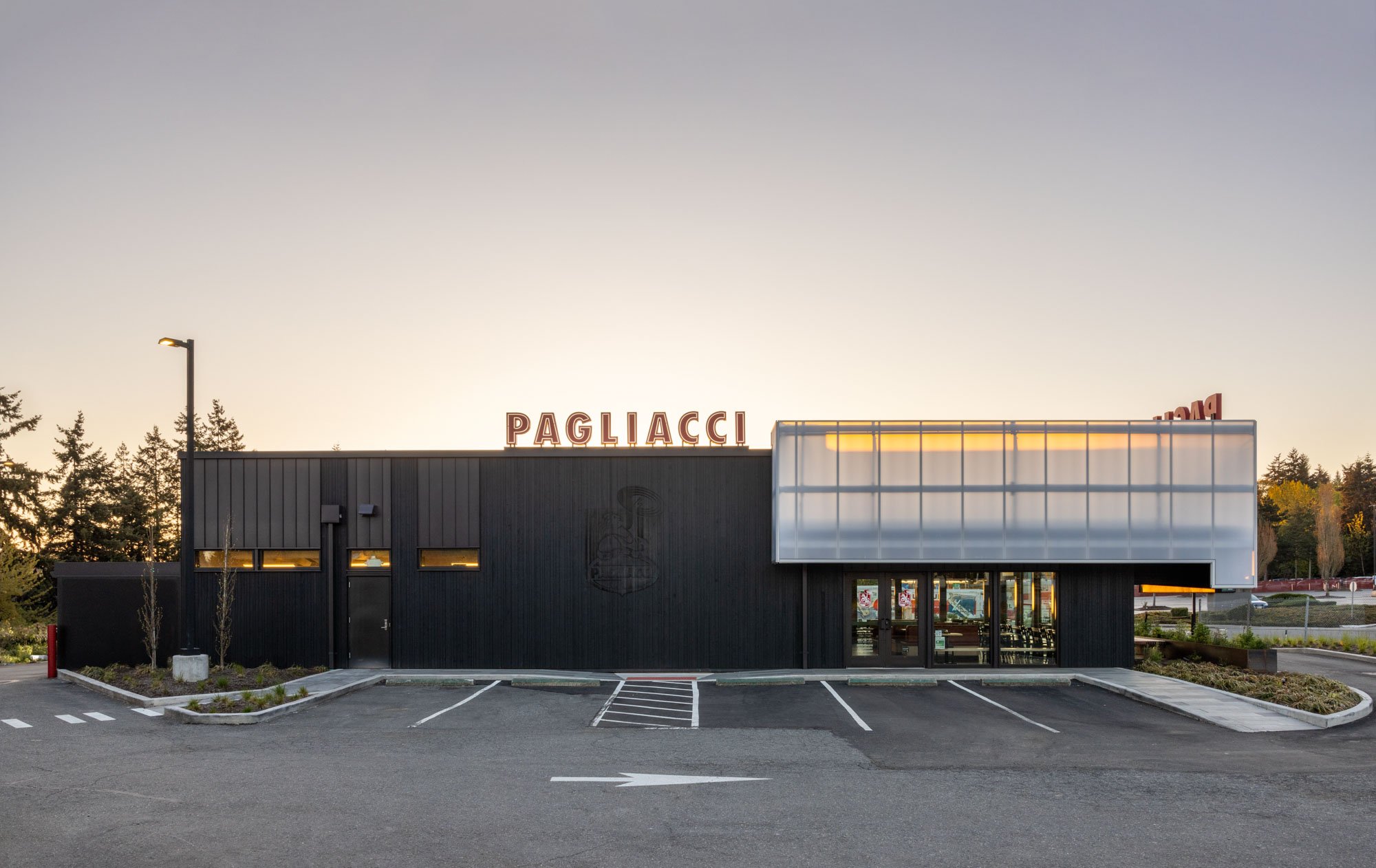 Pagliacci Pizza Eastgate || Rebuild — Floisand Studio Architects