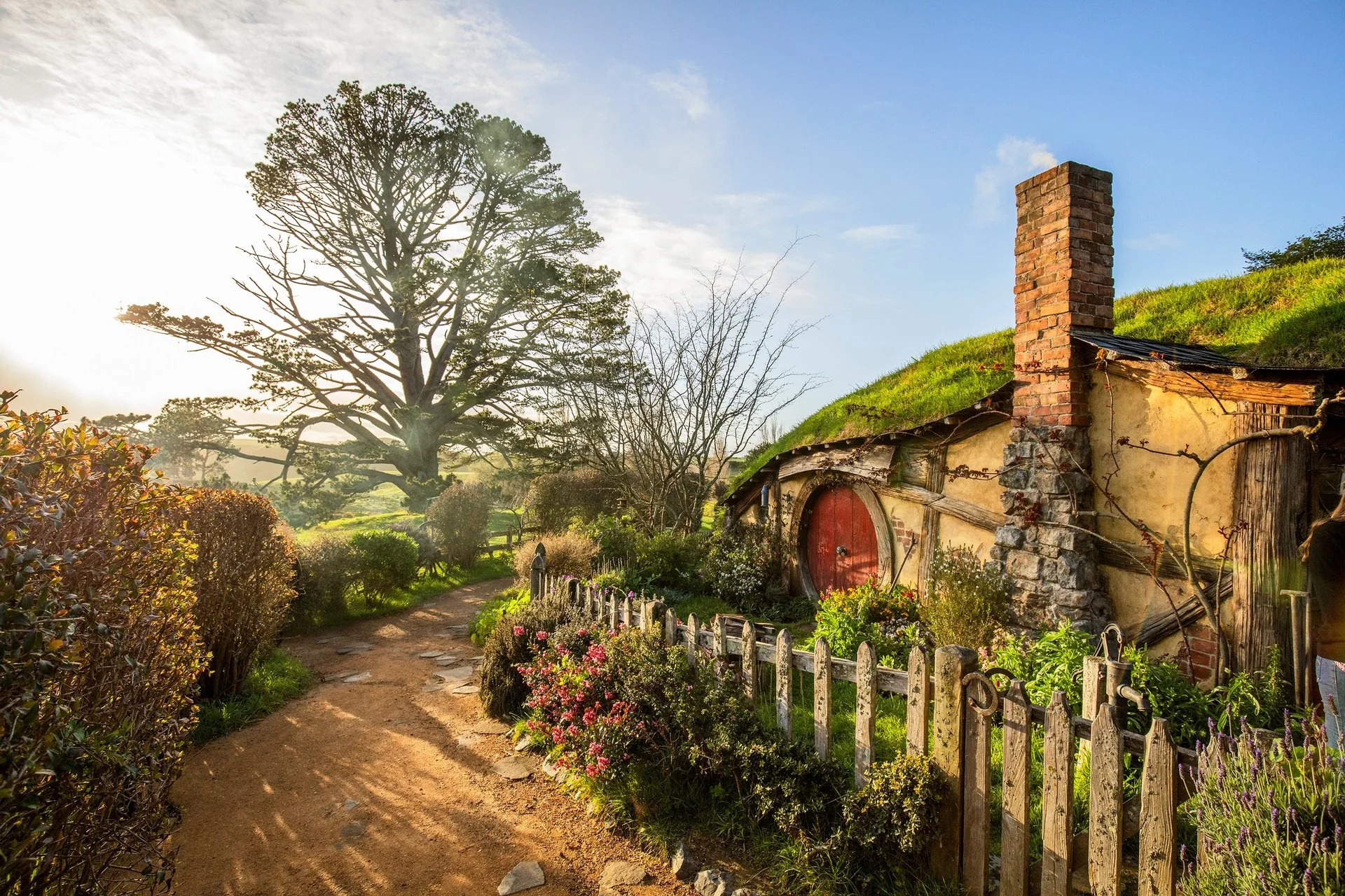 Hobbiton Facts: Discover the Magical World of Middle-Earth