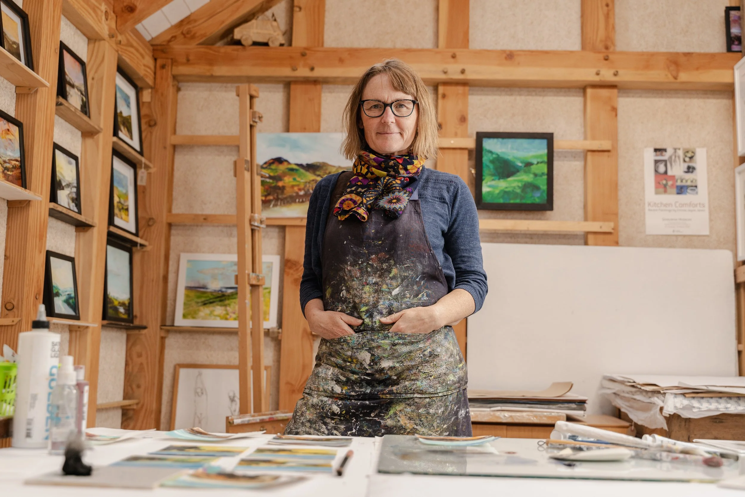 Emma-Jayne Holmes | Discover Artistry - Join Today