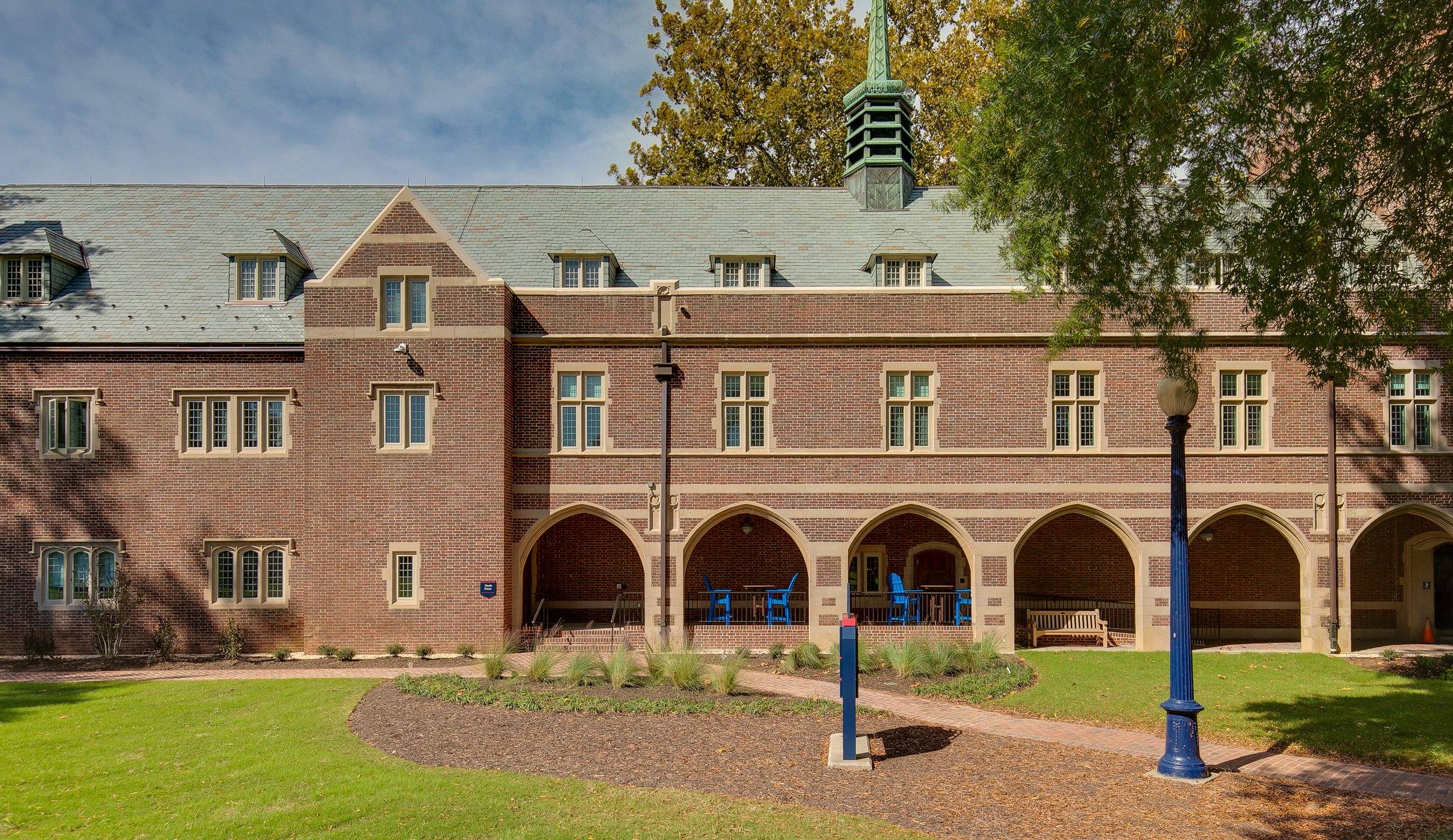 University of Richmond North Court Residence Hall — smbw
