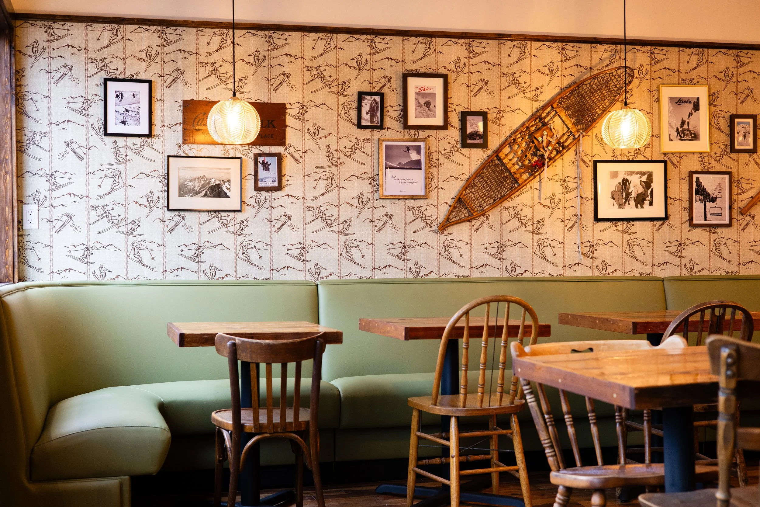 Diner in Seattle — The Alpine Diner