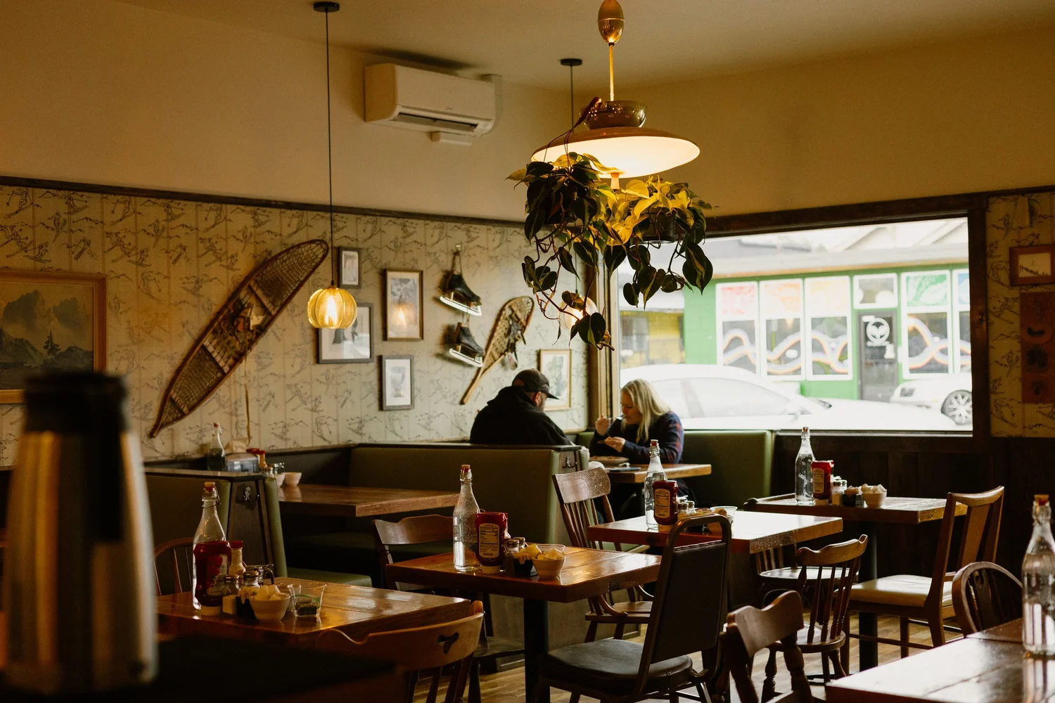 Diner in Seattle — The Alpine Diner