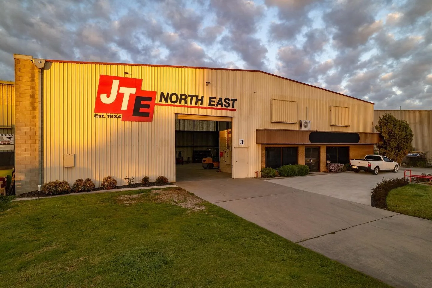 Engineering Solutions and Services | JTE