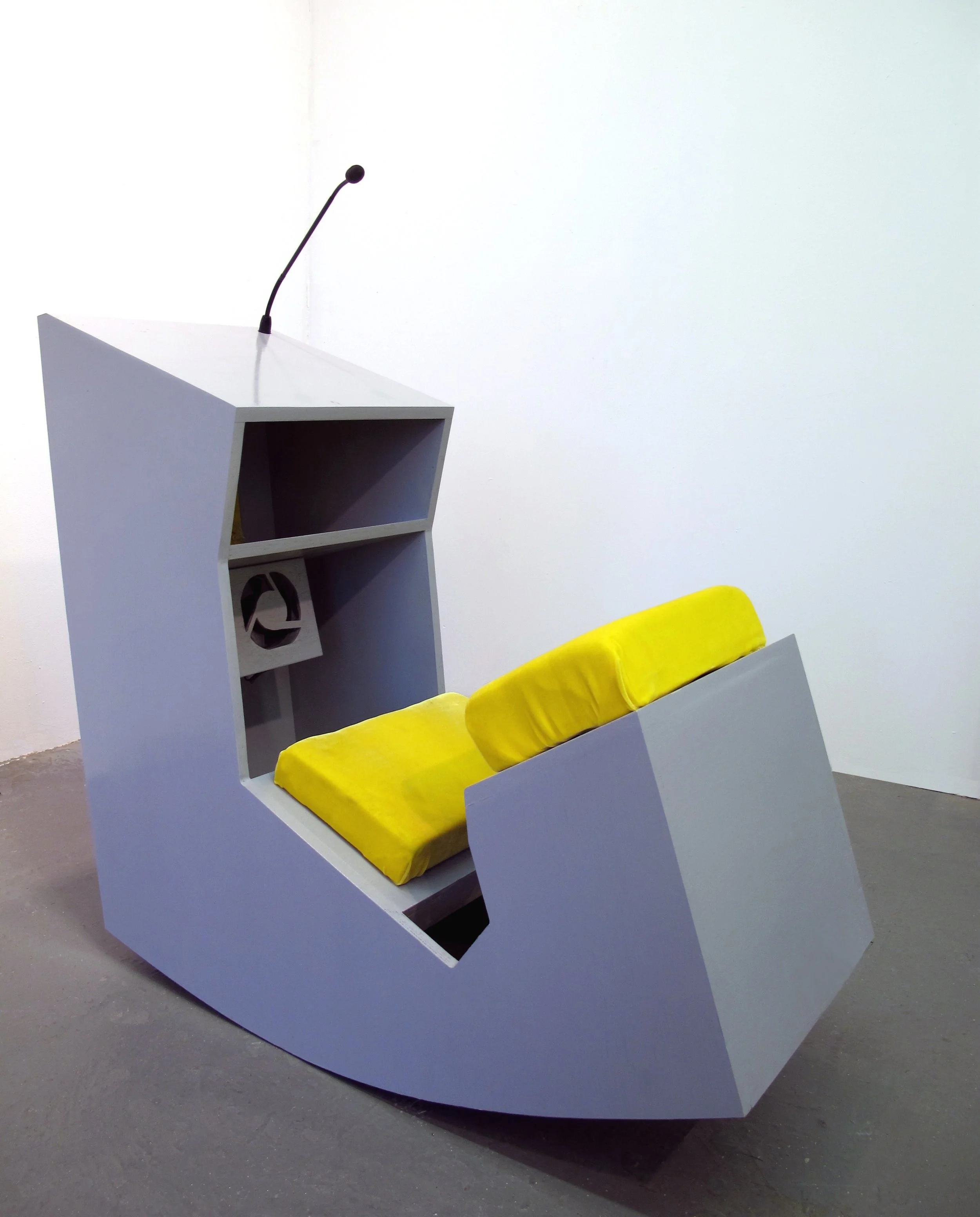 Ergonomic Discussion Lectern — Grayson Cox
