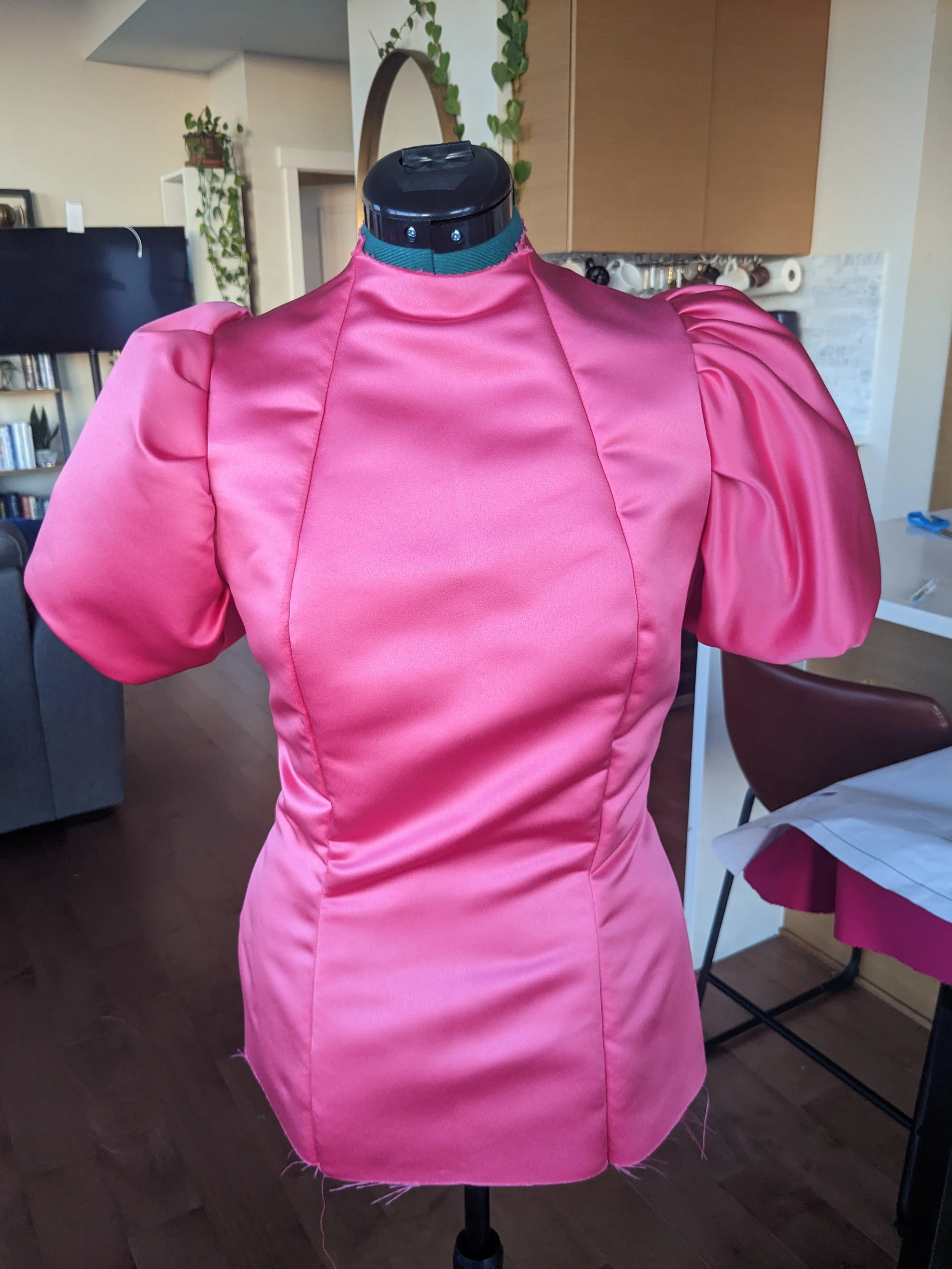 How to Make a DIY Princess Peach Costume: A Step-by-Step Tutorial ...