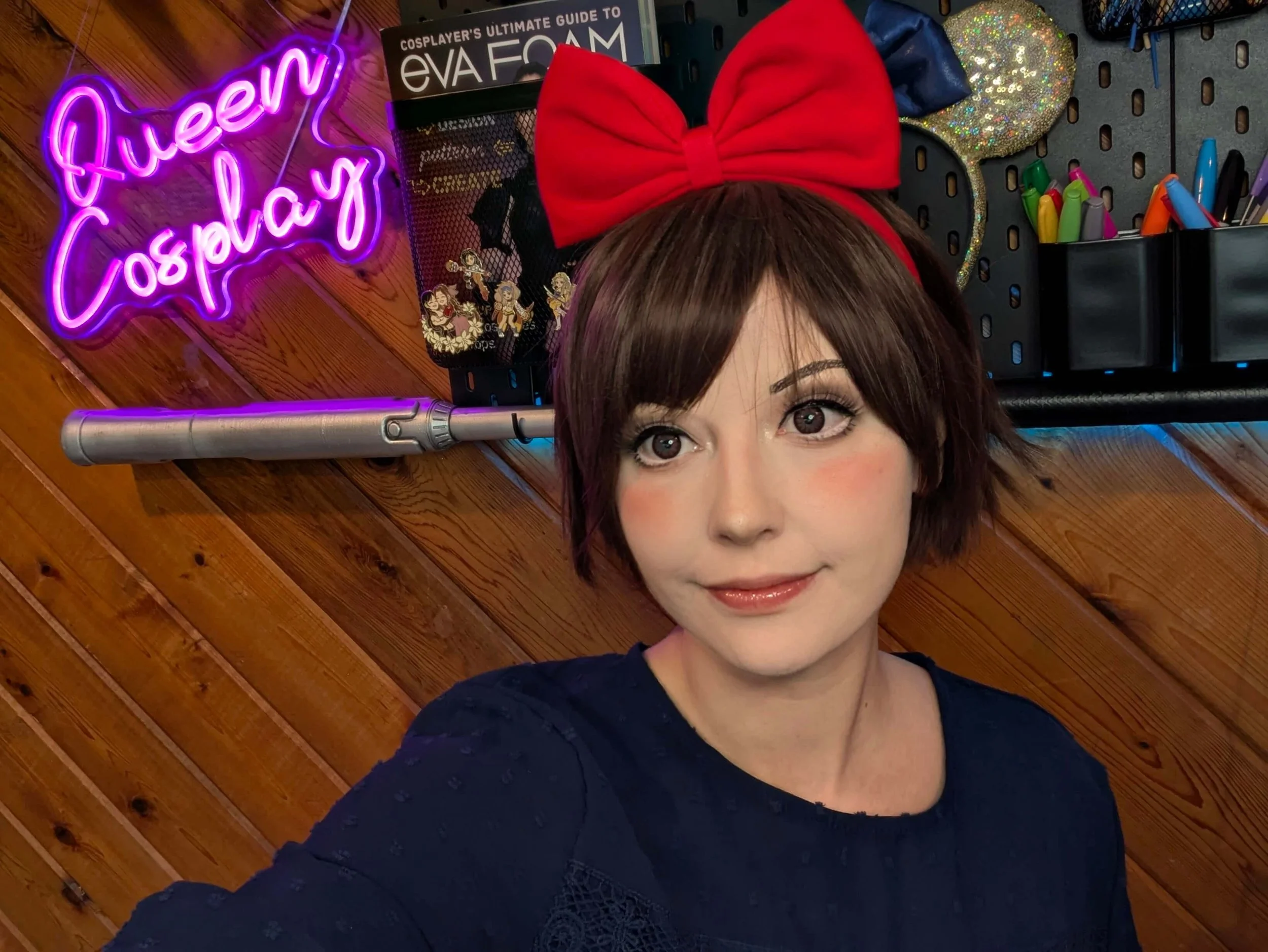 How to Style a Kiki’s Delivery Service Costume (Easy DIY Closet Cosplay ...