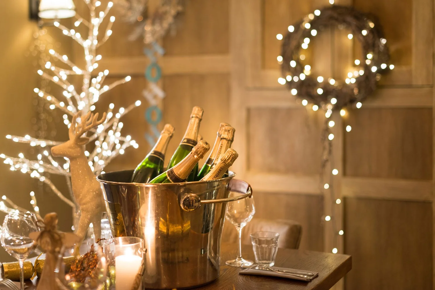 Christmas Day — Alma Inn