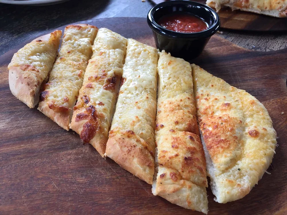 A Perfect Flatbread Match for this Restaurant Brand | Foodservice Case ...