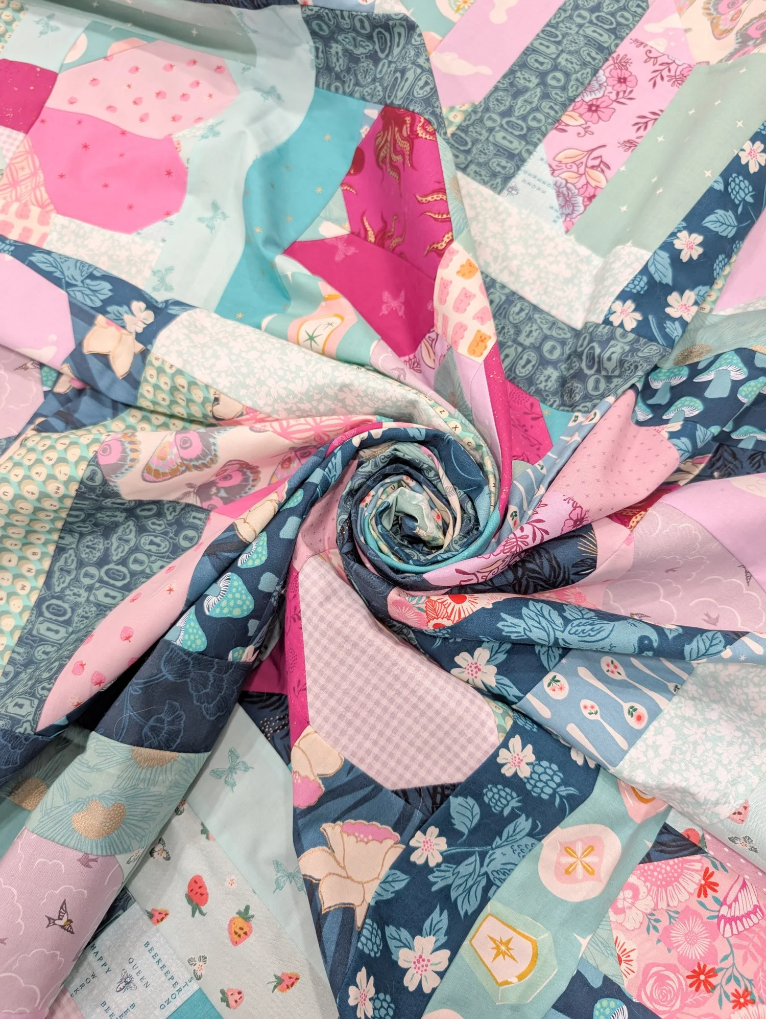 Lewiston Modern FQ Quilt Pattern (Digital PDF) | Seamingly Kate ...