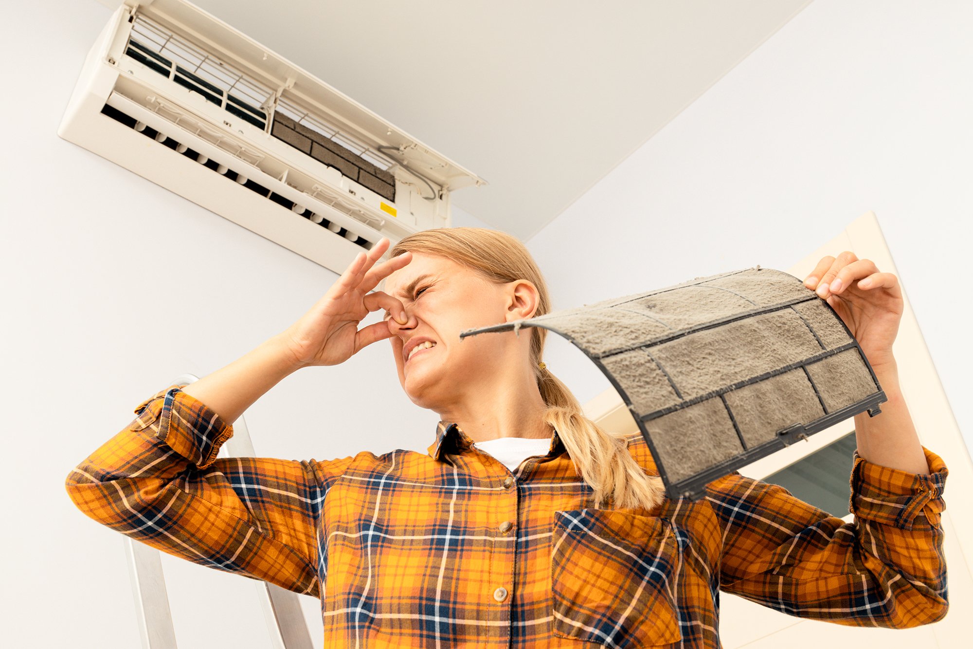 6 Toxic Air Conditioning Smells and What They Mean | HVAC Guide ...