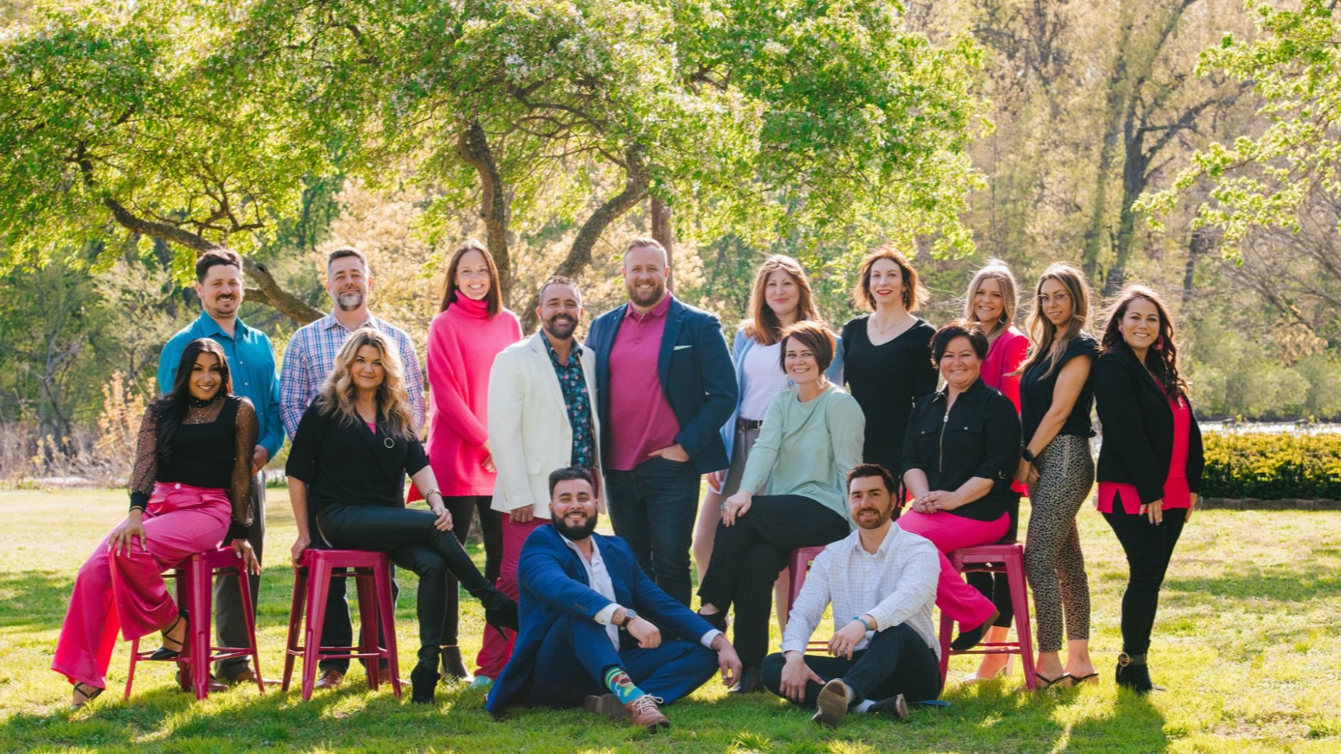 The JFKLiving Team