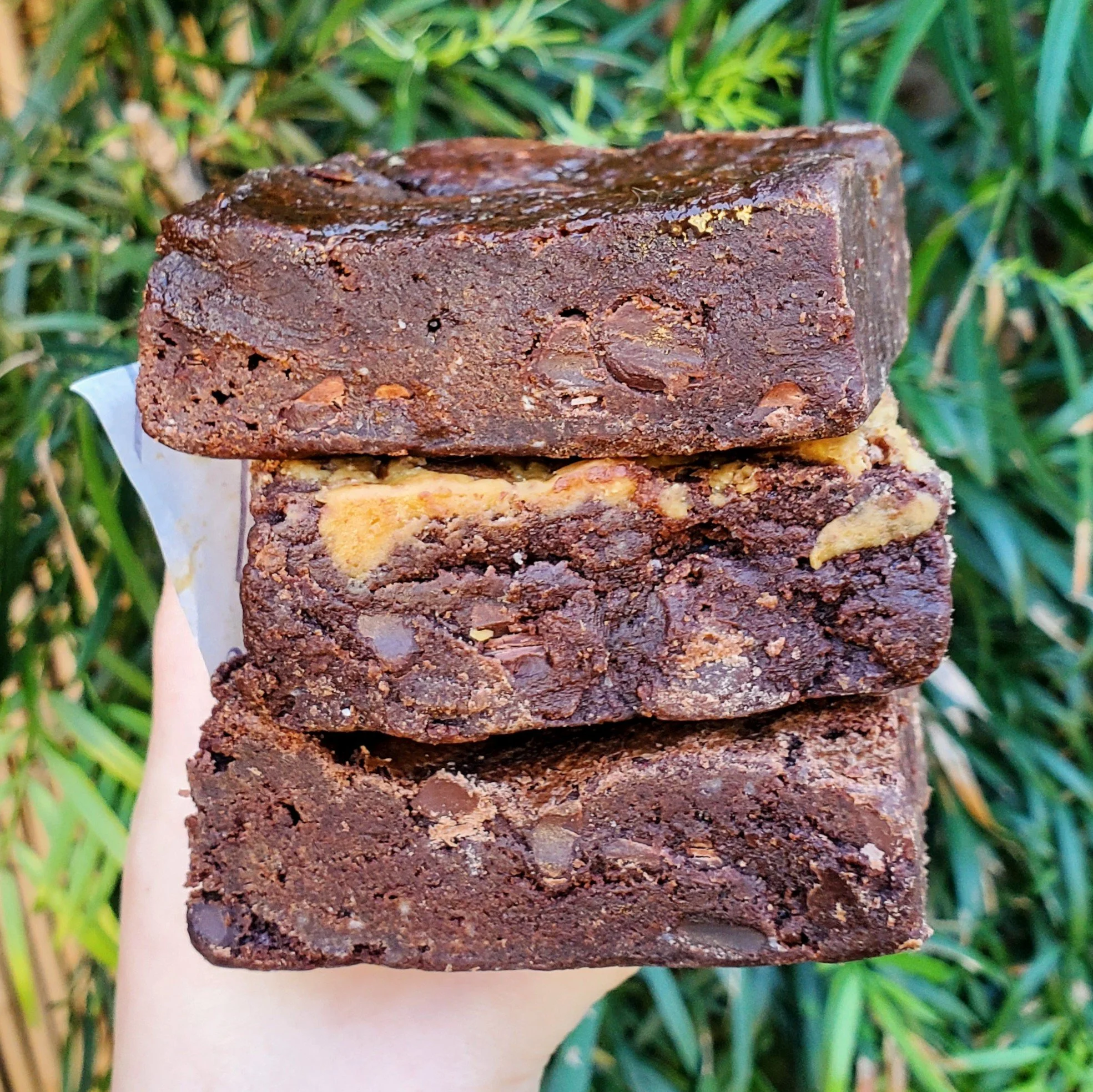 Experience the Ultimate Indulgence - Order Gourmet Flavored Brownies ...