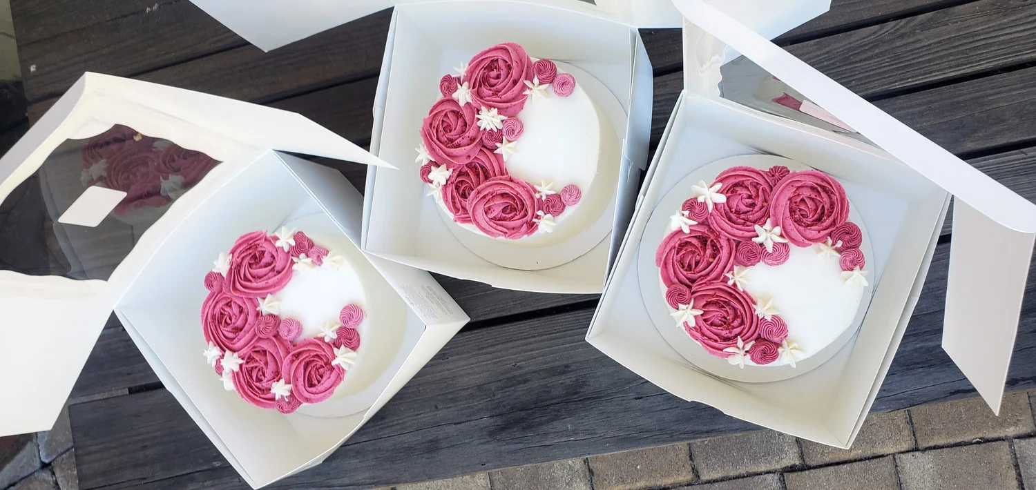 Our Custom Cakes | Squares