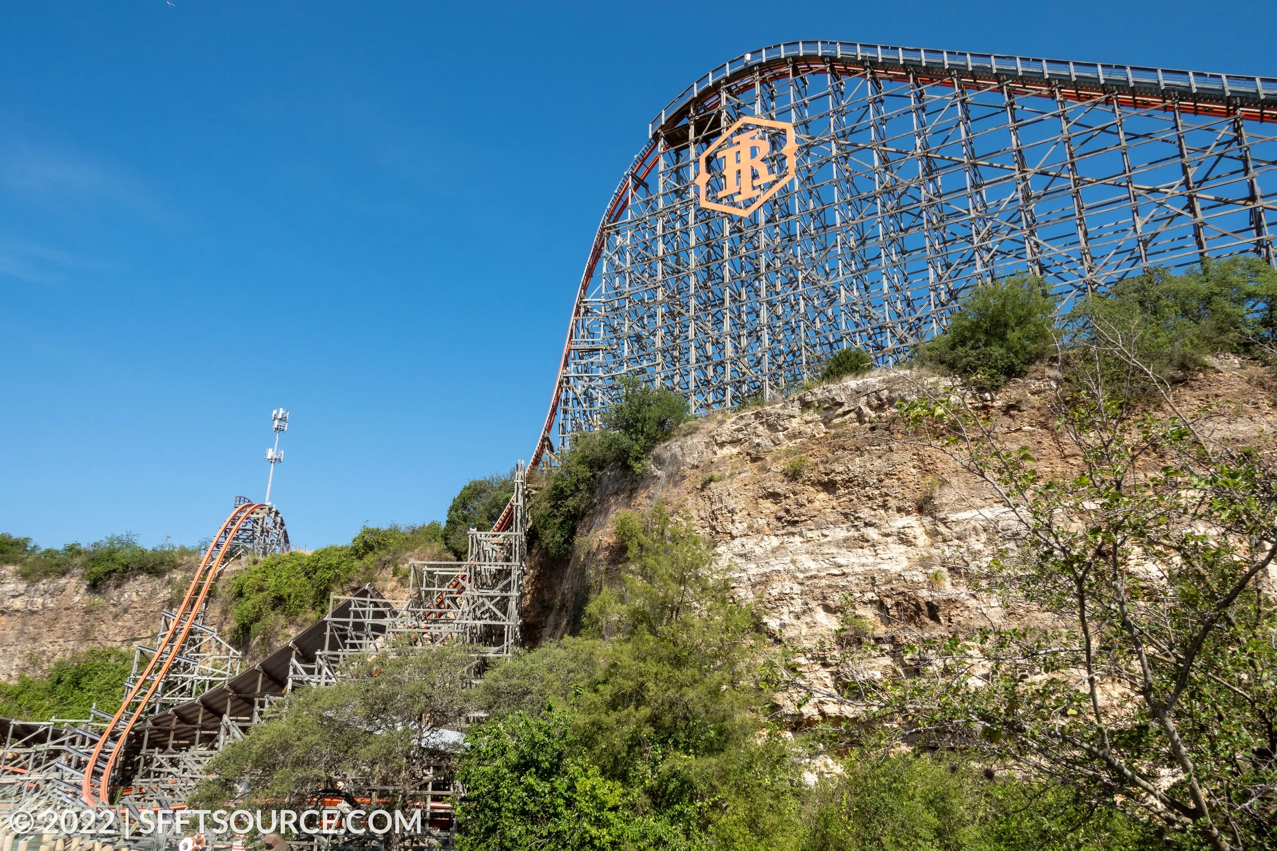 Iron Rattler | Six Flags Fiesta Texas — SFFT Source