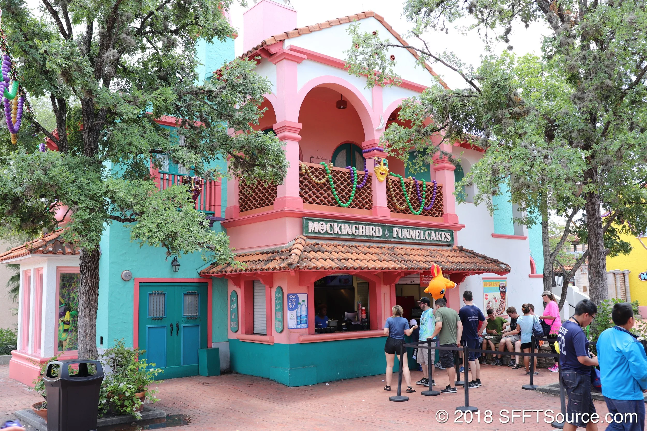 Mockingbird Funnel Cakes | Six Flags Fiesta Texas — SFFT Source