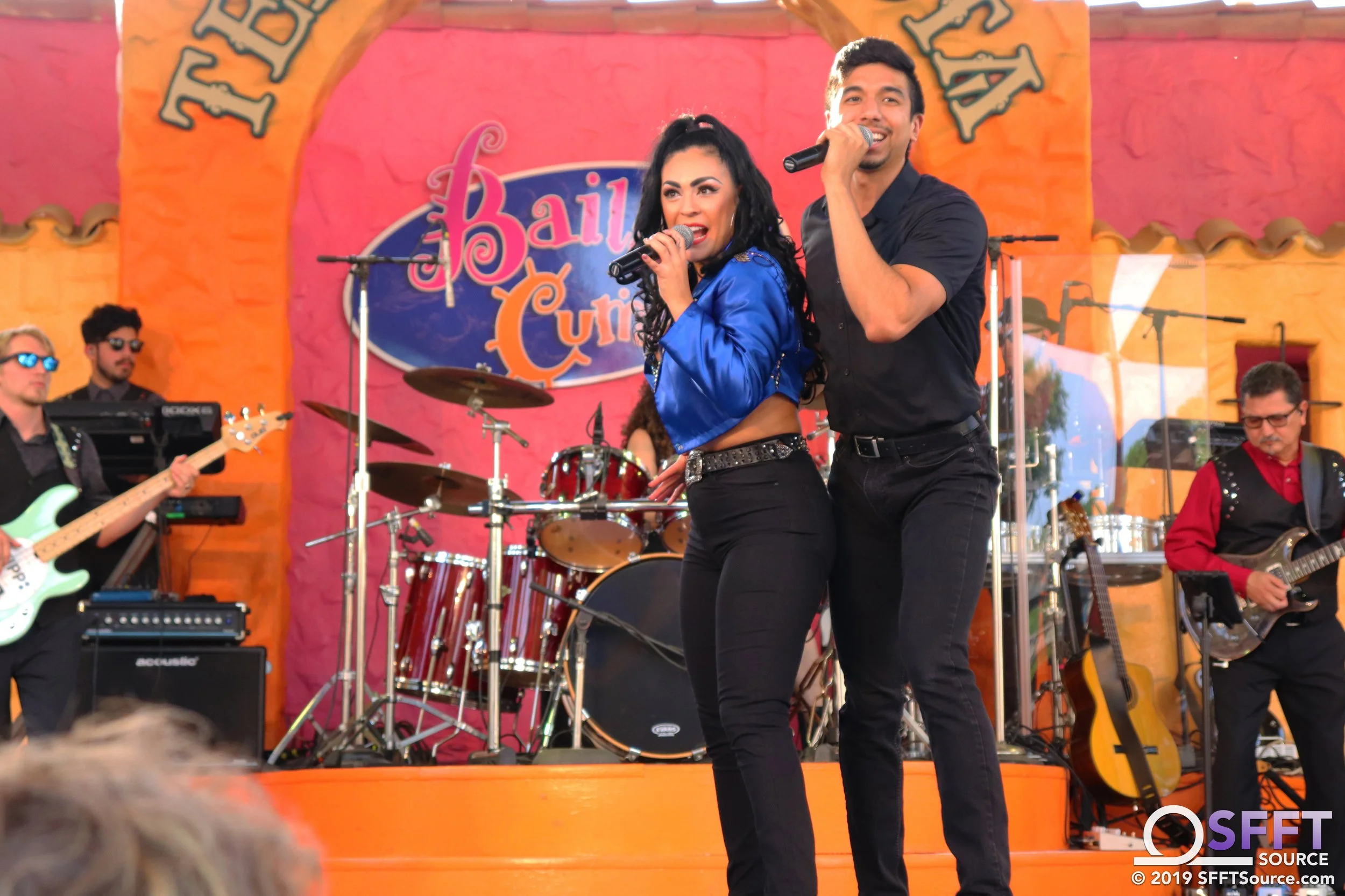 Teatro Fiesta | Six Flags Fiesta Texas