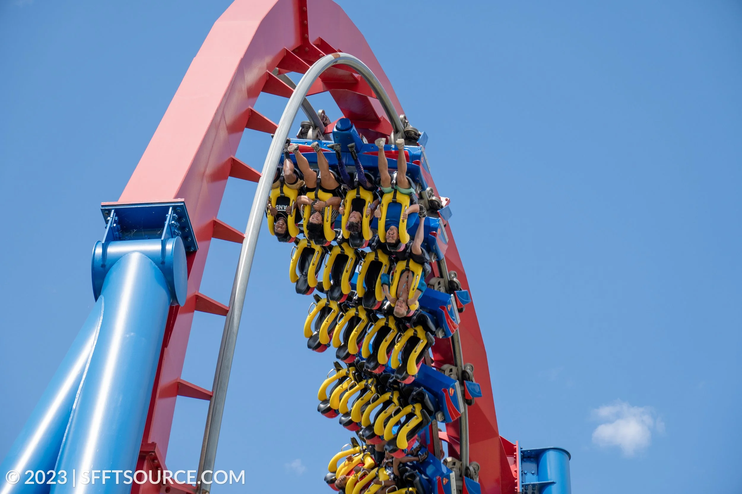 Superman Krypton Coaster Loop