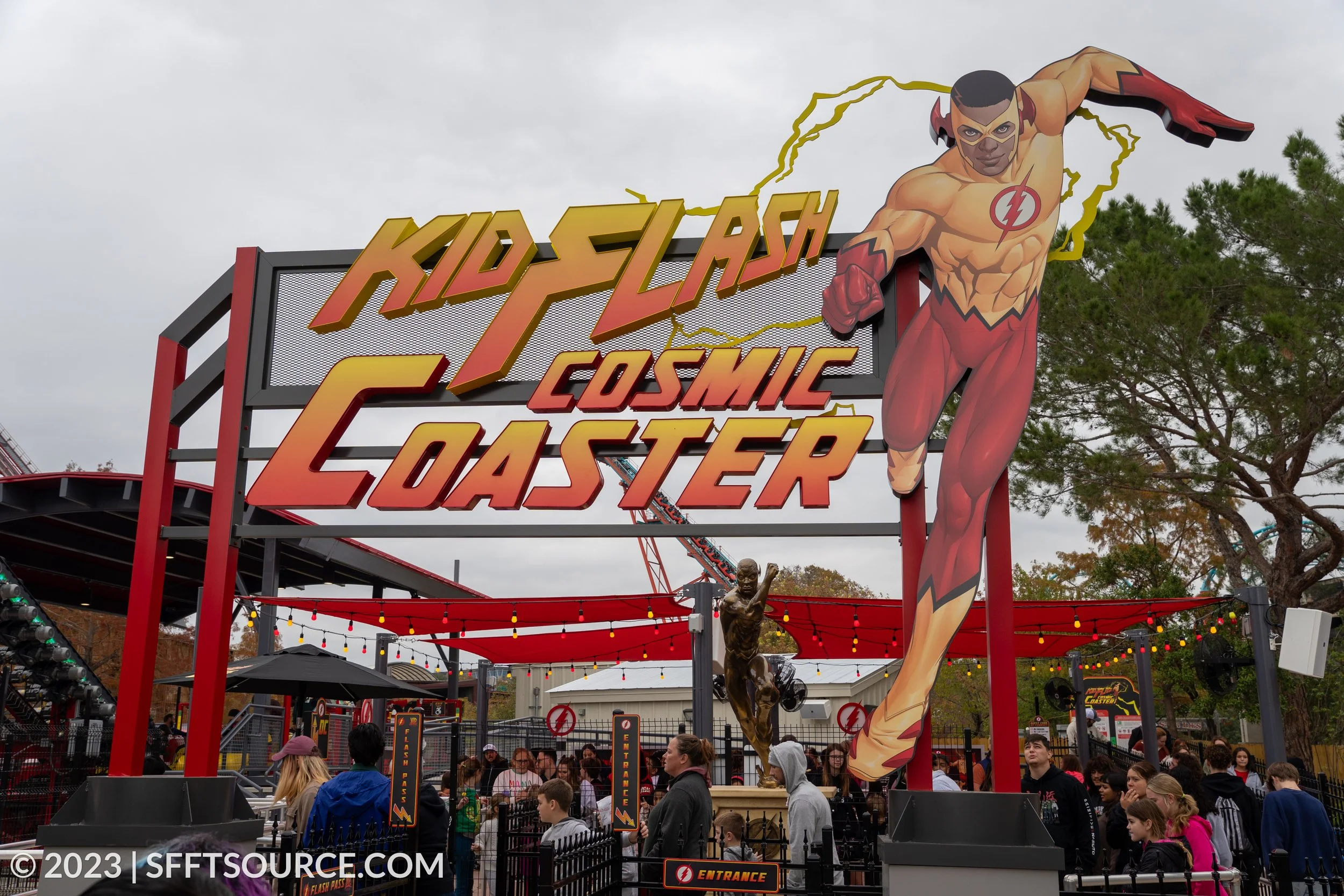 Kid Flash Cosmic Coaster | Six Flags Fiesta Texas — SFFT Source
