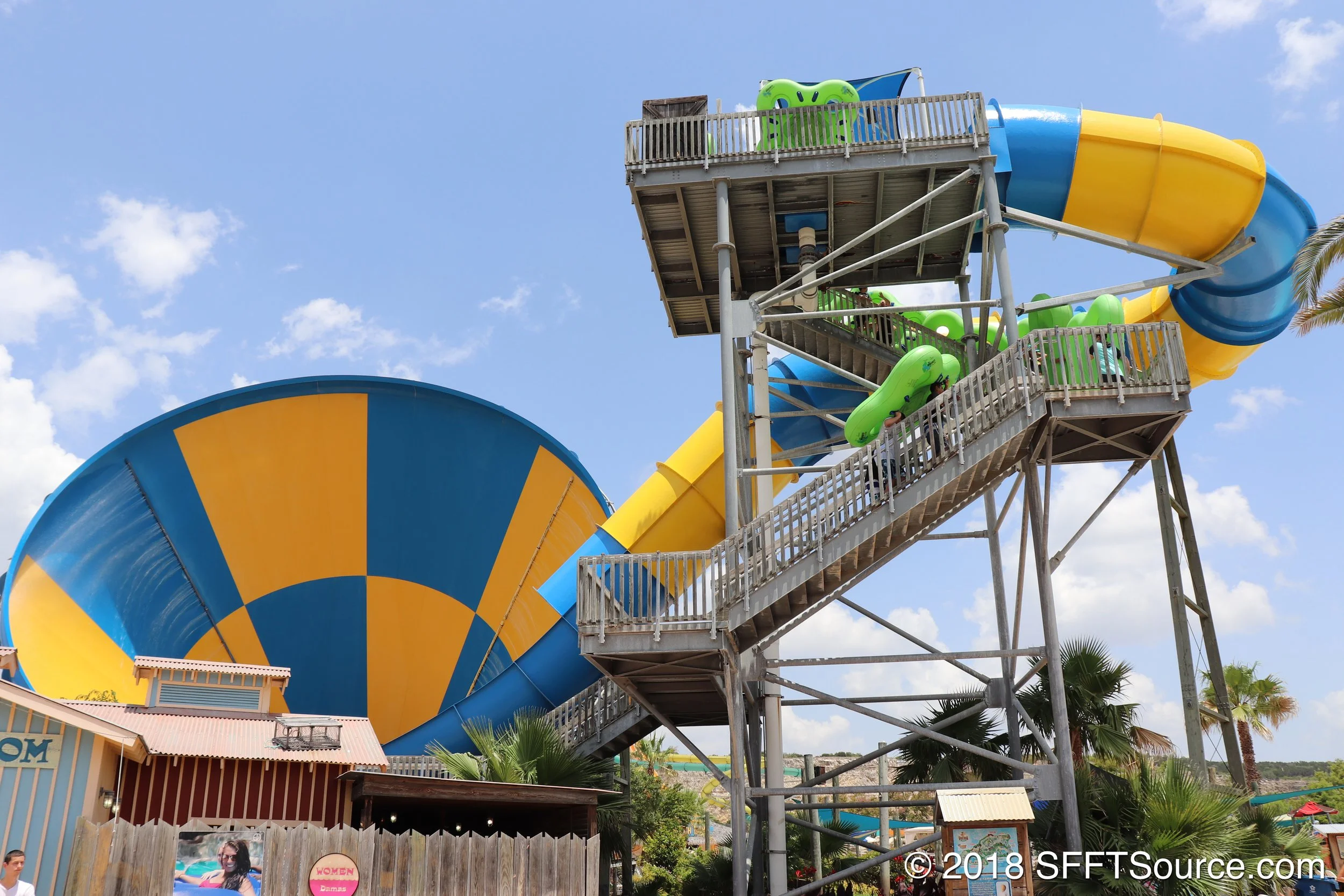 Tornado Water Slide, Hurricane Harbor | Six Flags Fiesta Texas