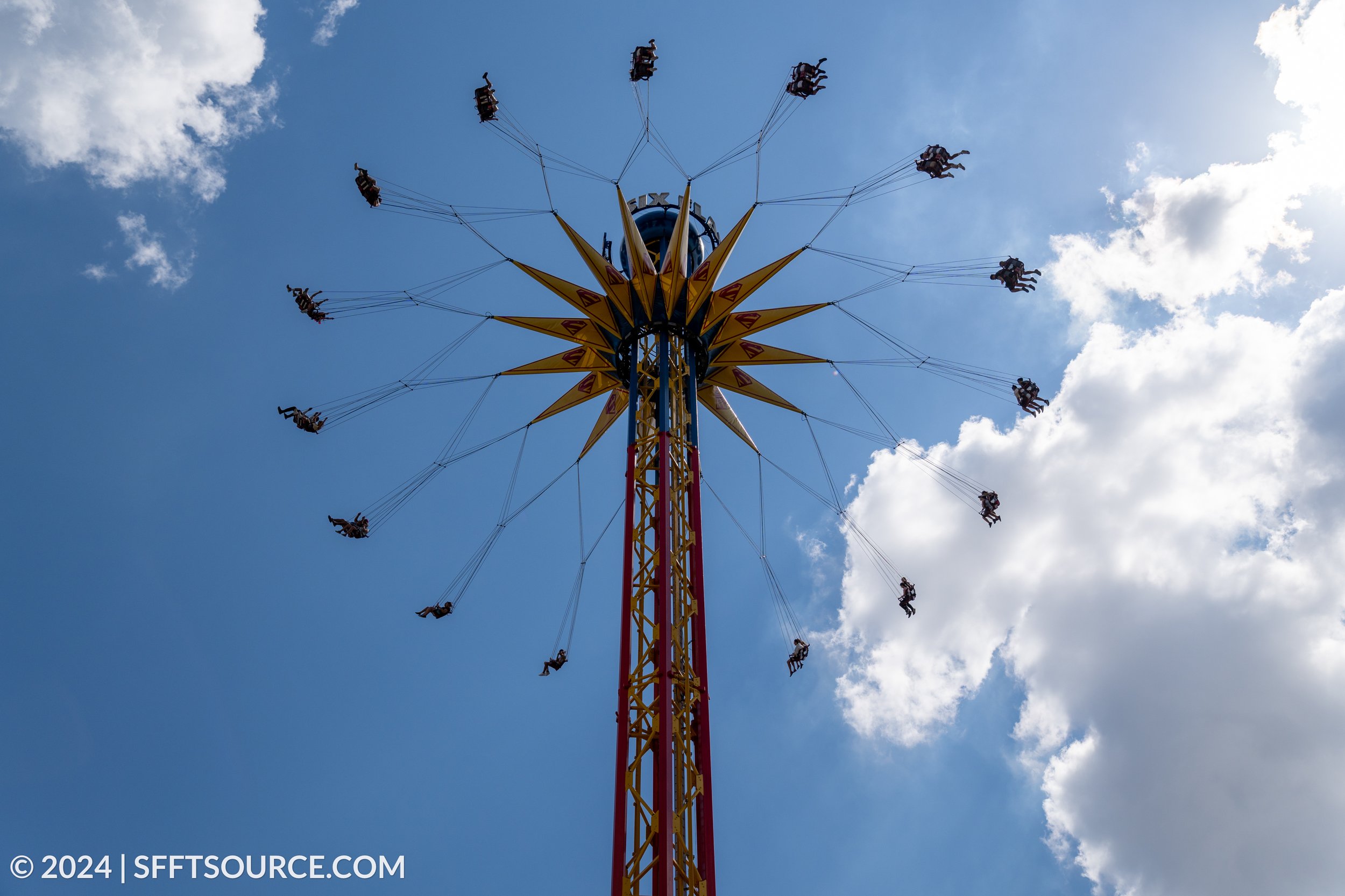 Supergirl Sky Flight Ride | Six Flags Fiesta Texas