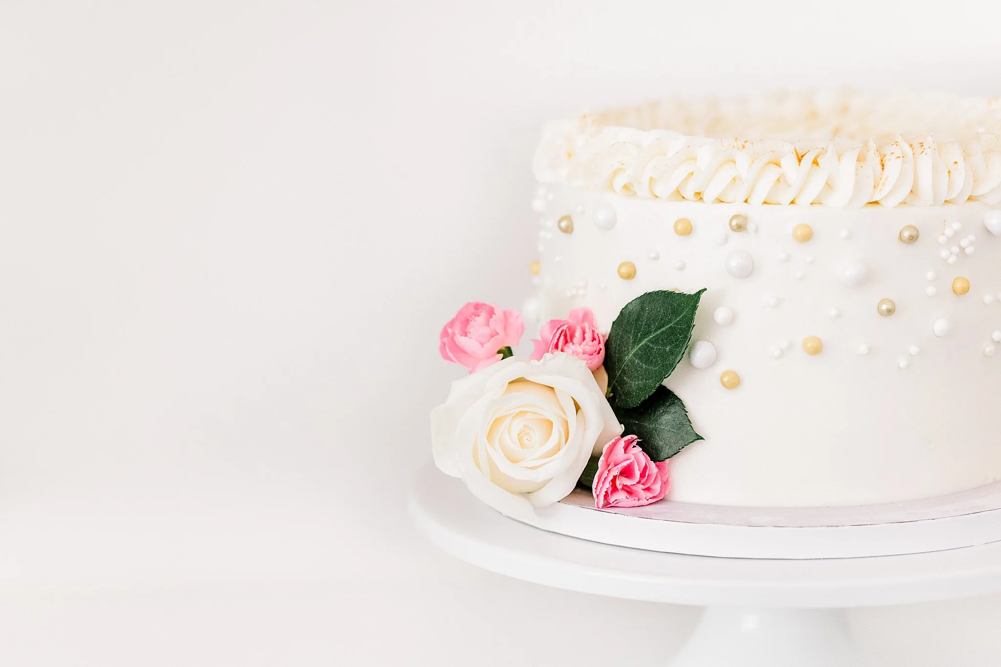 Gallery 3 — SMALL BATCH CAKES BOUTIQUE