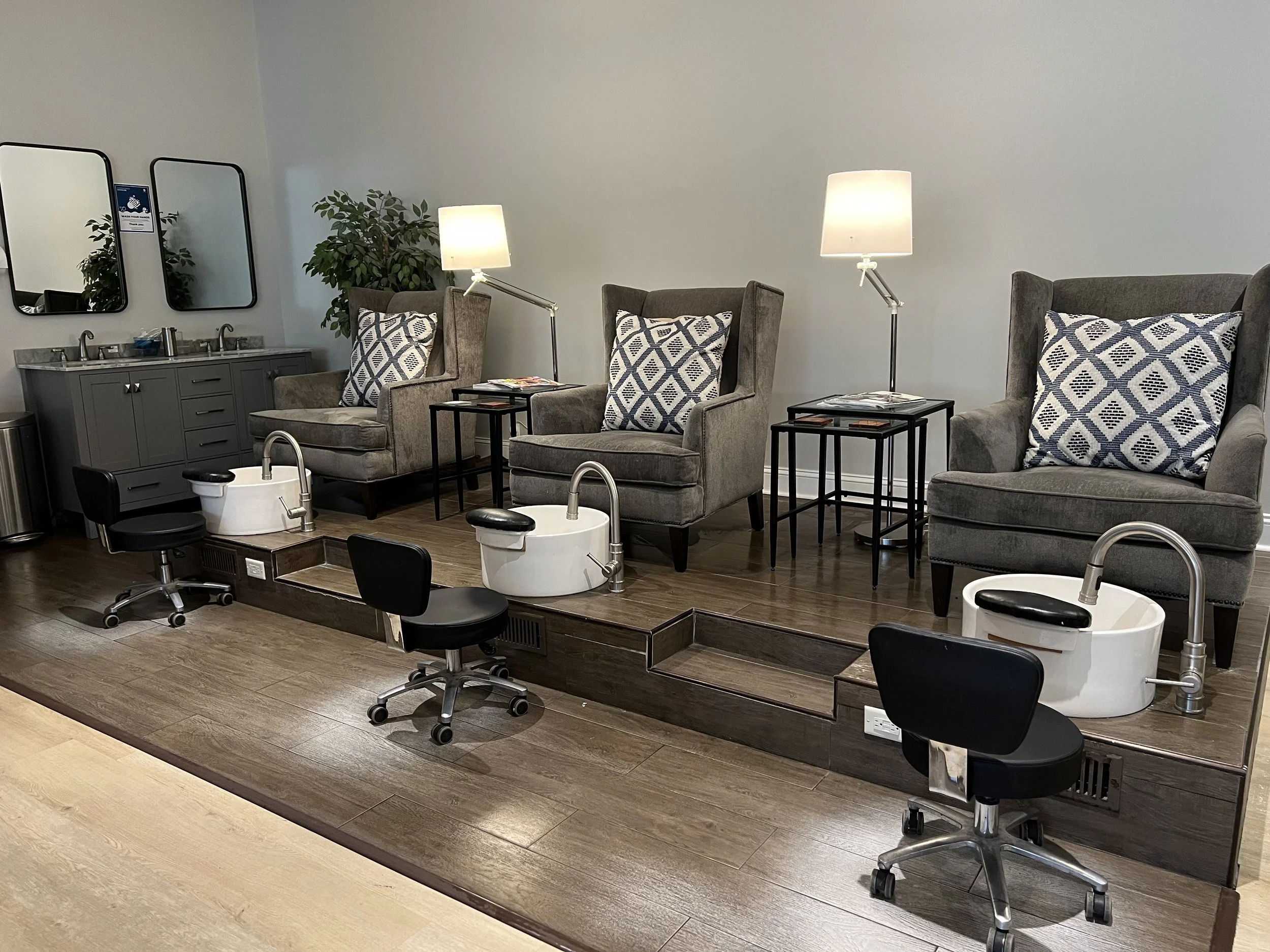 HOCKESSIN — POLISHED.