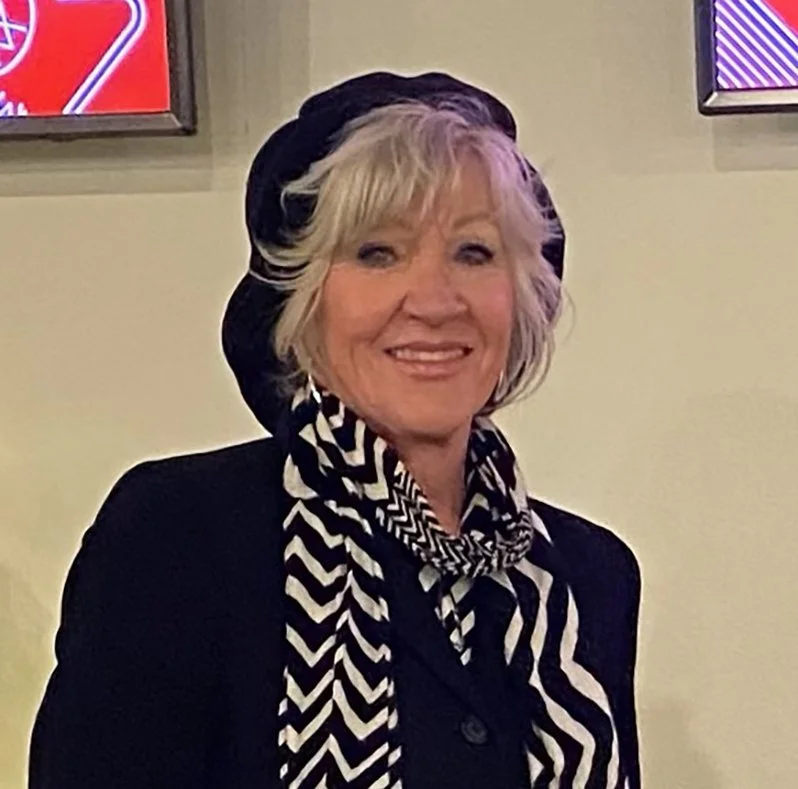 Family Estrangement Coaching — The Estranged Mom Coach™