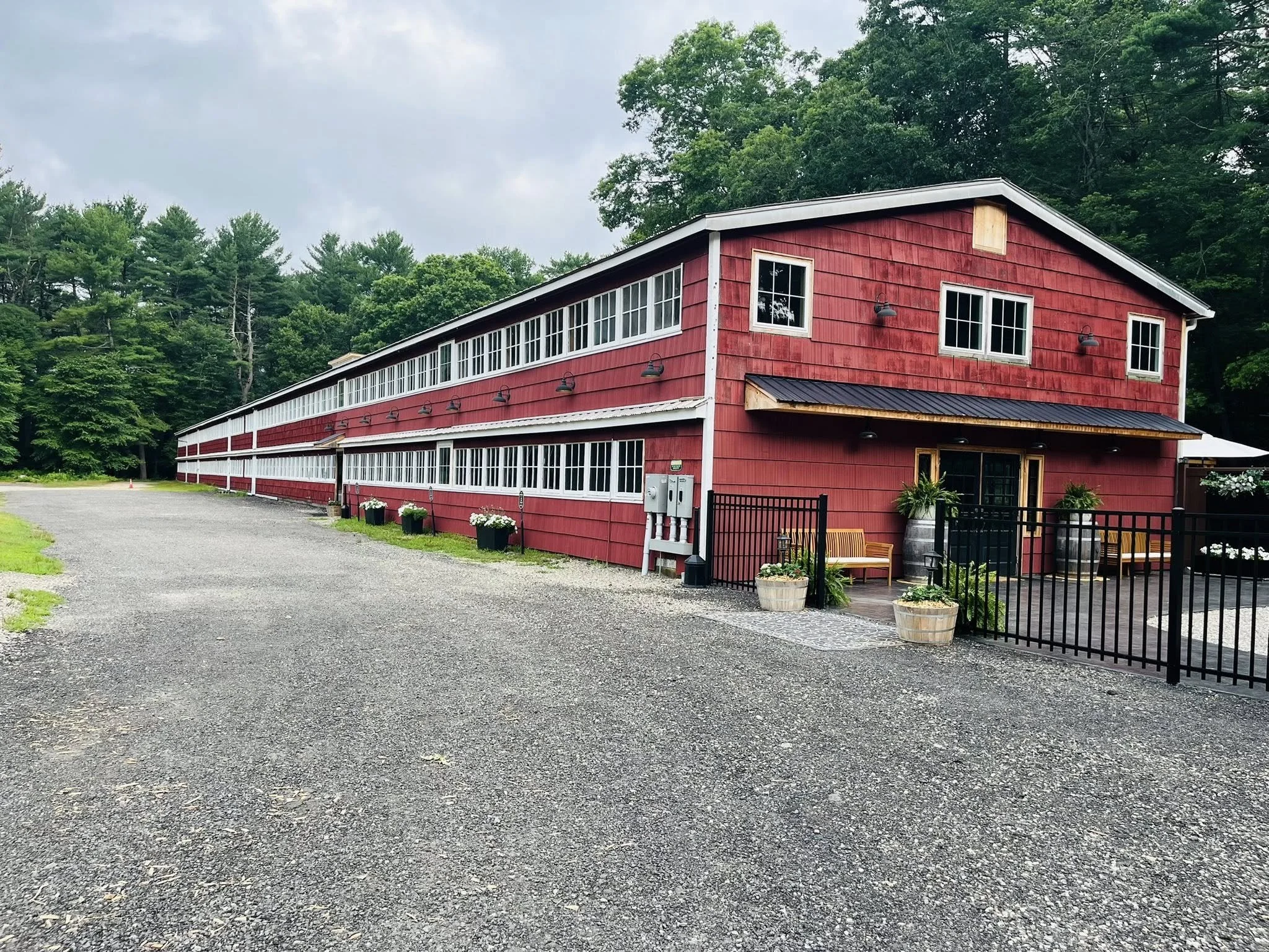 Evergreen Farms | Rustic Barn Wedding Venue in Dayville, CT