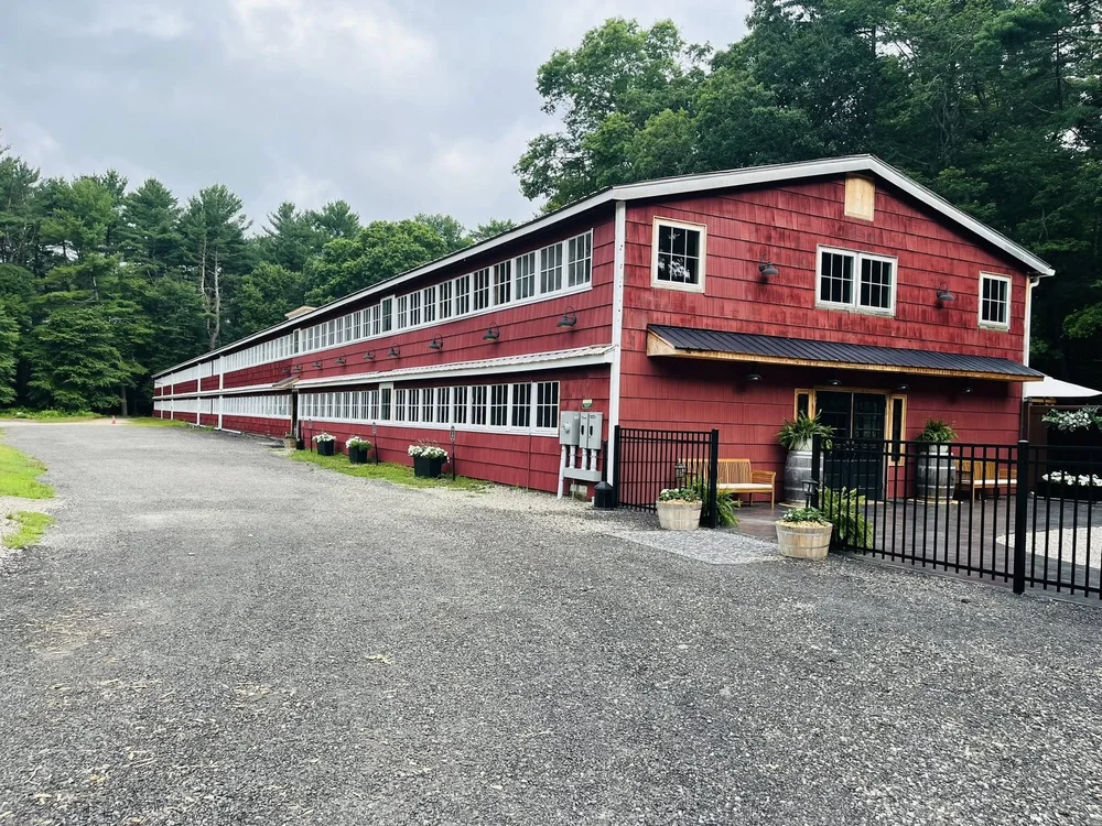 Evergreen Farms | Rustic Barn Wedding Venue in Dayville, CT