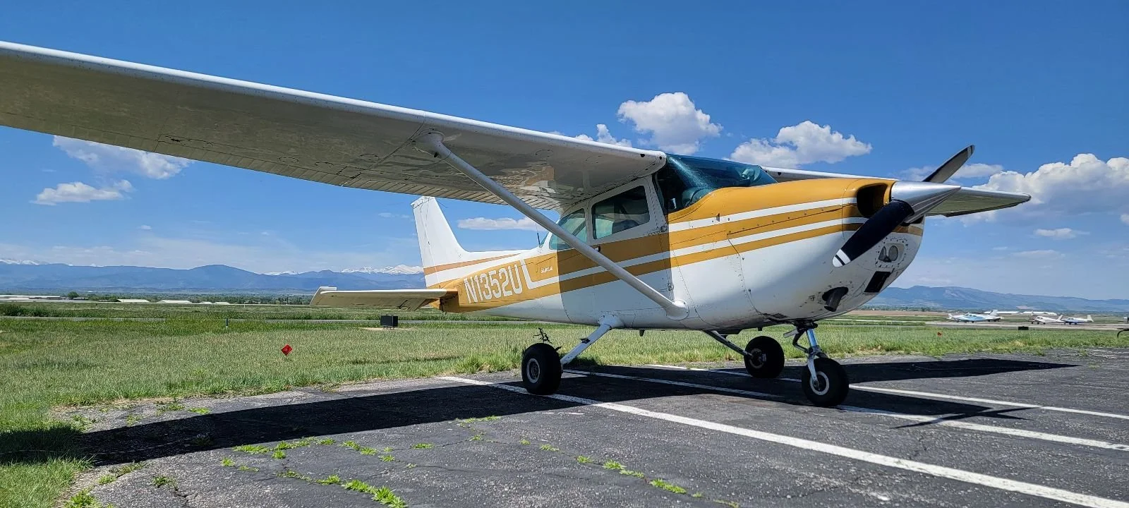Aircraft | Explore Diverse Fleet — Leading Edge Flight Training