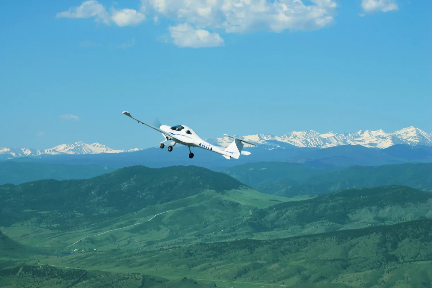 Leading Edge Flight Training - Northern Colorado Aviation School