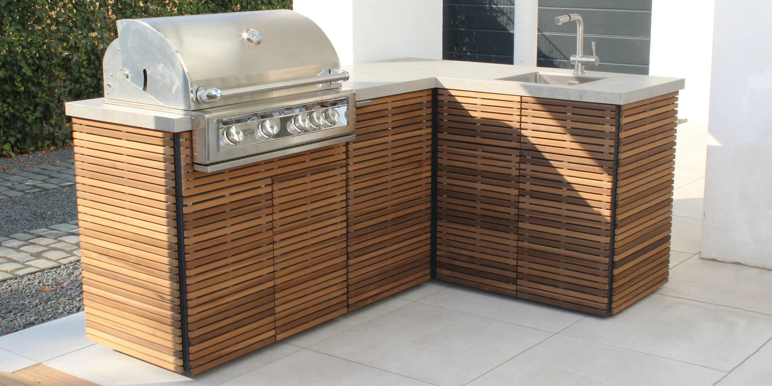 Bespoke Outdoor Kitchen | Cubic Outdoor Kitchens | GÖKOTTA