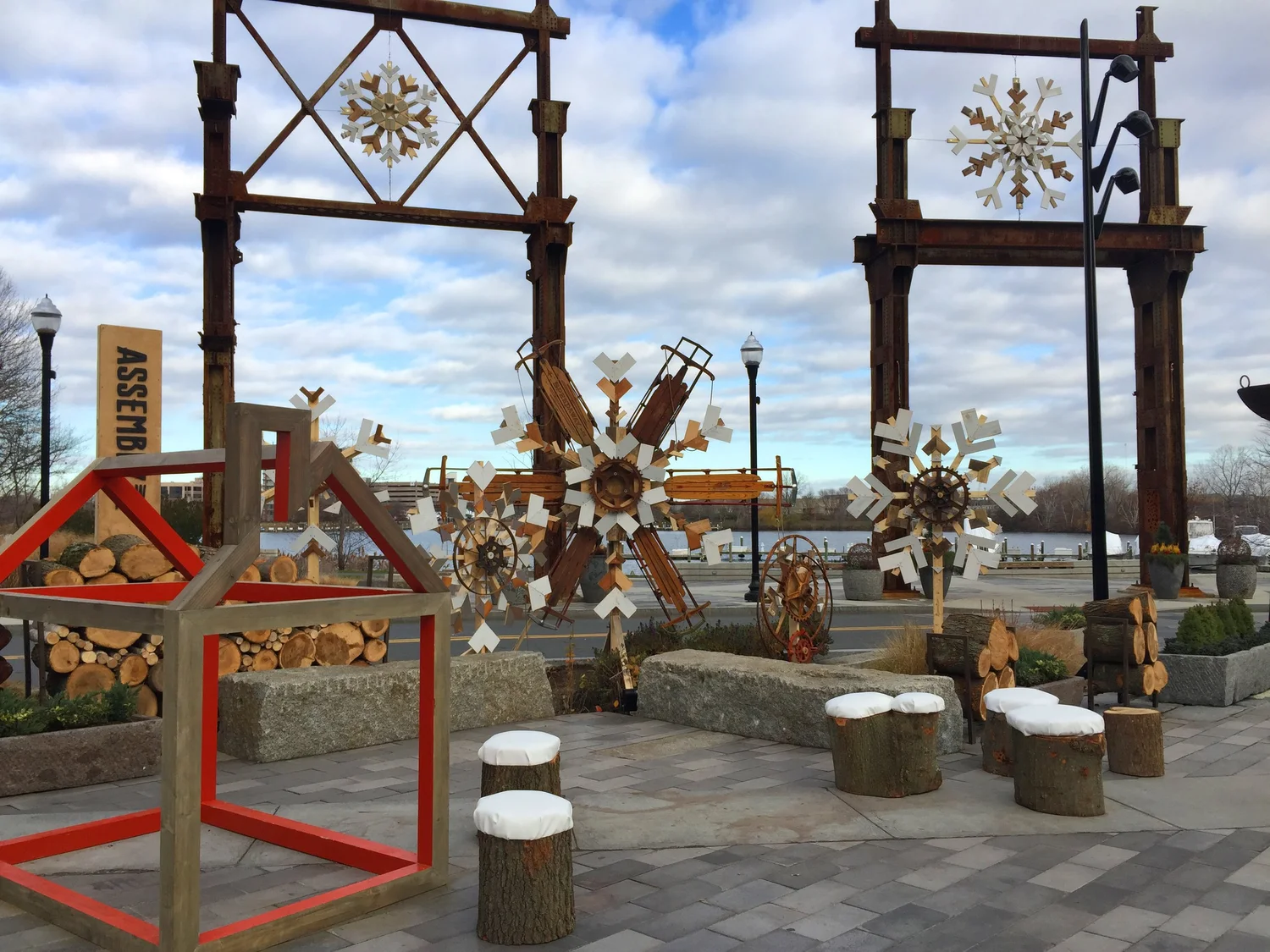 Assembly Row Holiday — Studio HHH