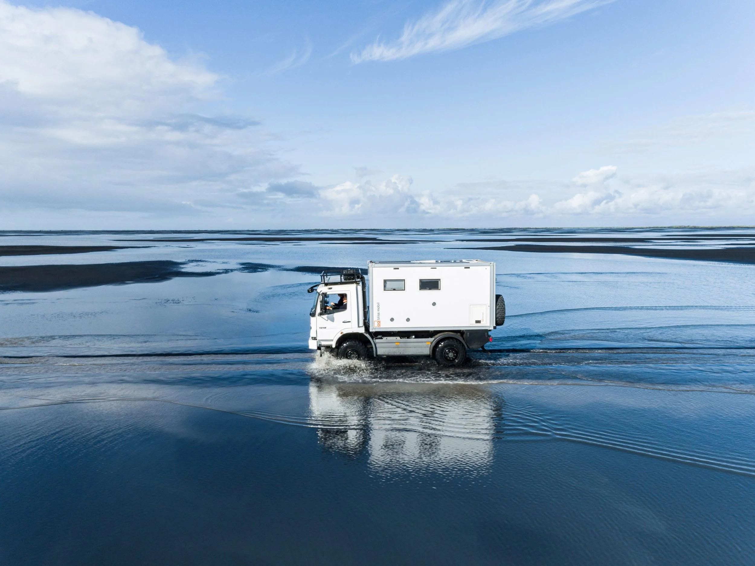 Bliss Mobil Rental Expedition | Craft Travel