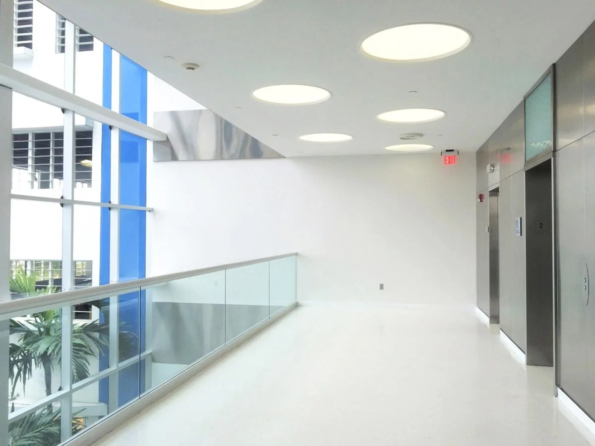 555 WASHINGTON ATRIUM RENOVATION — Edge Construction