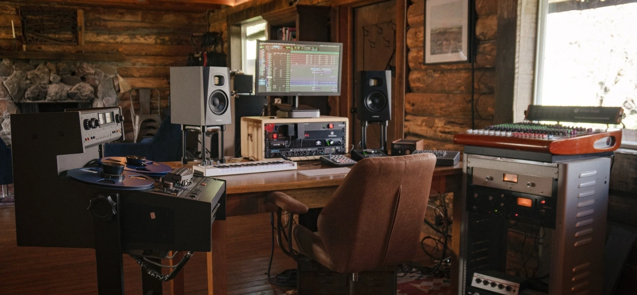 Home [www.middleridgestudio.com]