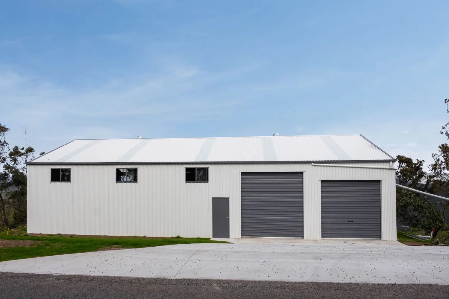 Custom Sheds Brisbane | Tough Sheds Built with Bluescope Steel