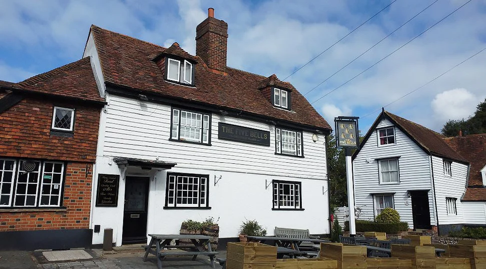 The Five Bells Pub - Chelsfield
