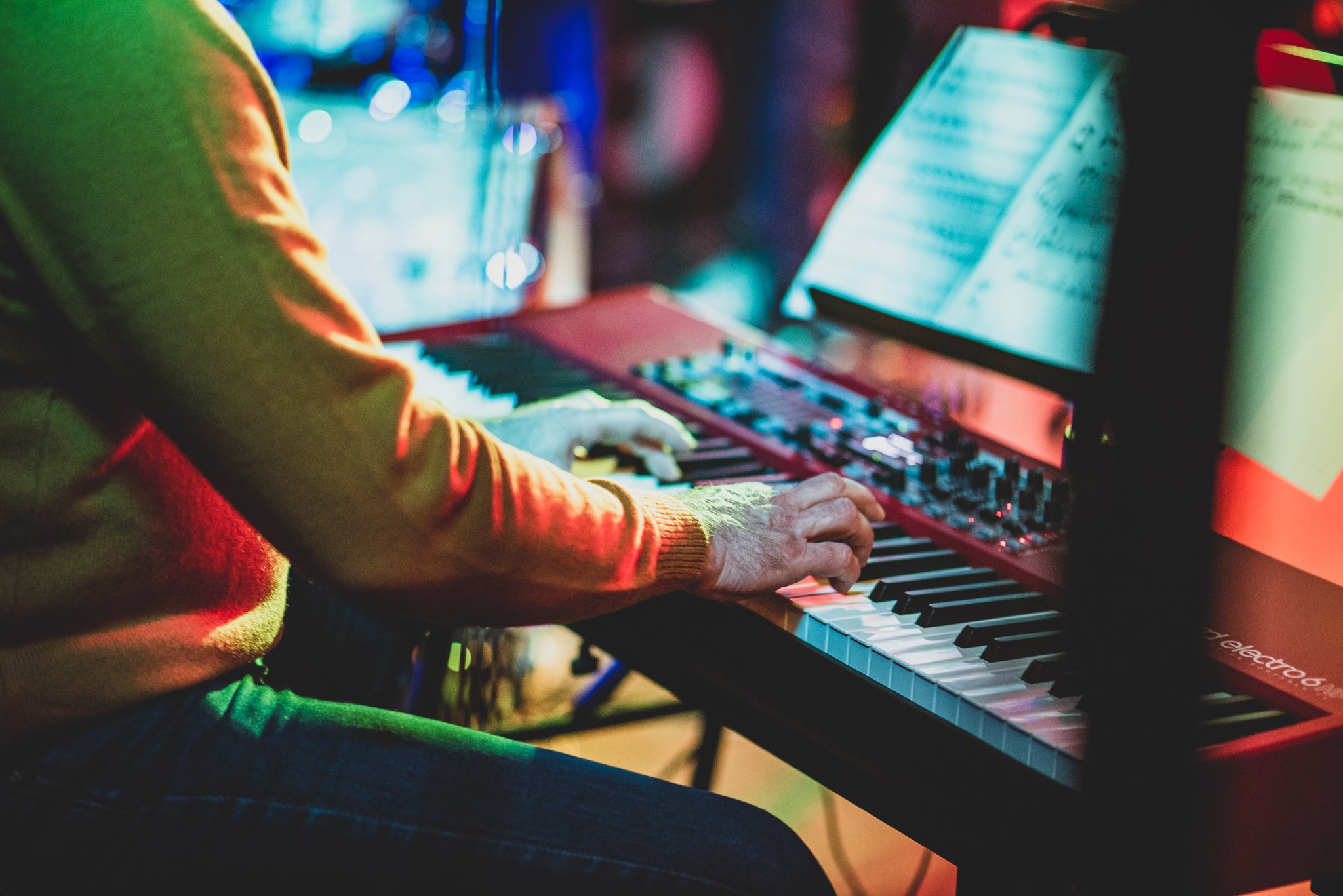 Piano & Keys Lessons in Woking, Surrey — Woking Music