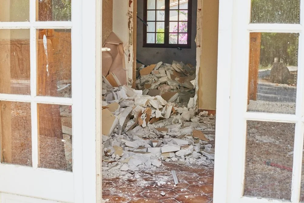 BENEFITS OF SELECTIVE DEMOLITION IN CONSTRUCTION - Deconstructors ...