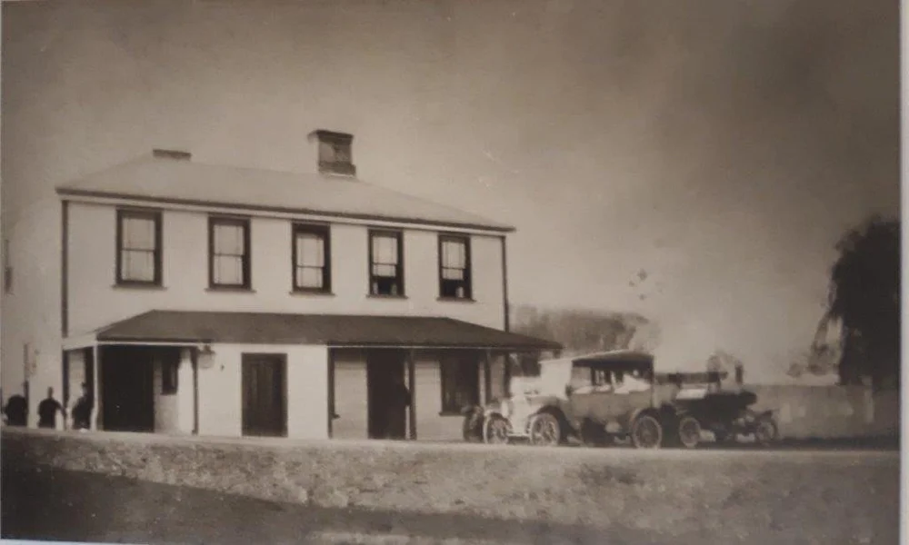 About — Gladstone Inn