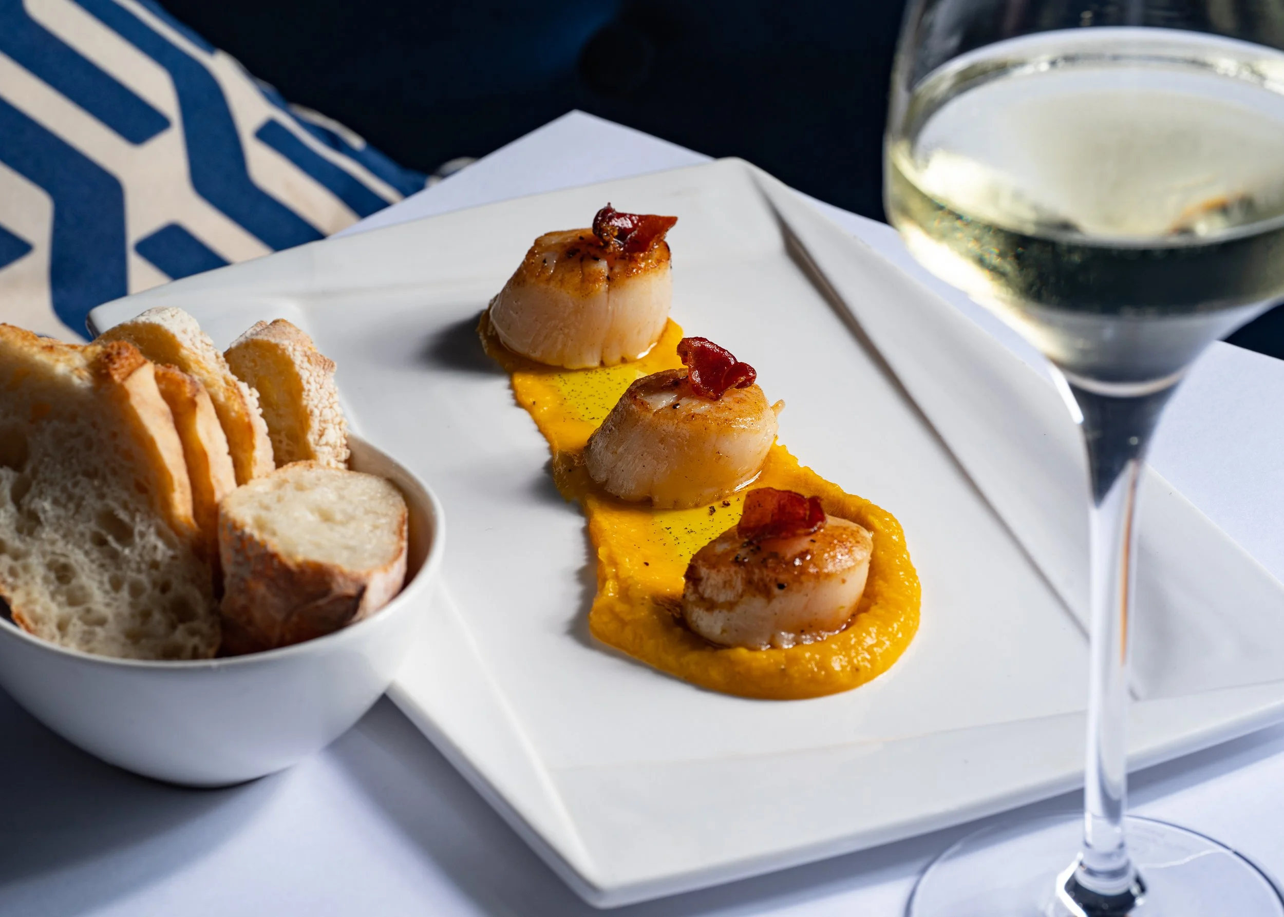 la-belle-vie-bistro-french-restaurant-bar-bardon-brisbane