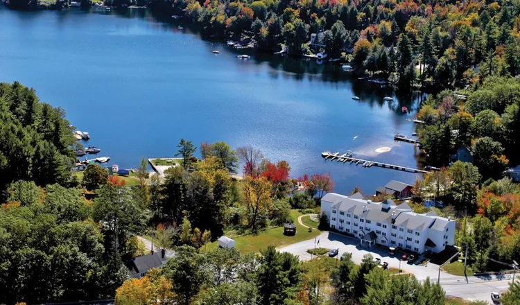 Sunapee Cove - Sunapee, NH — HallKeen Assisted Living Communities