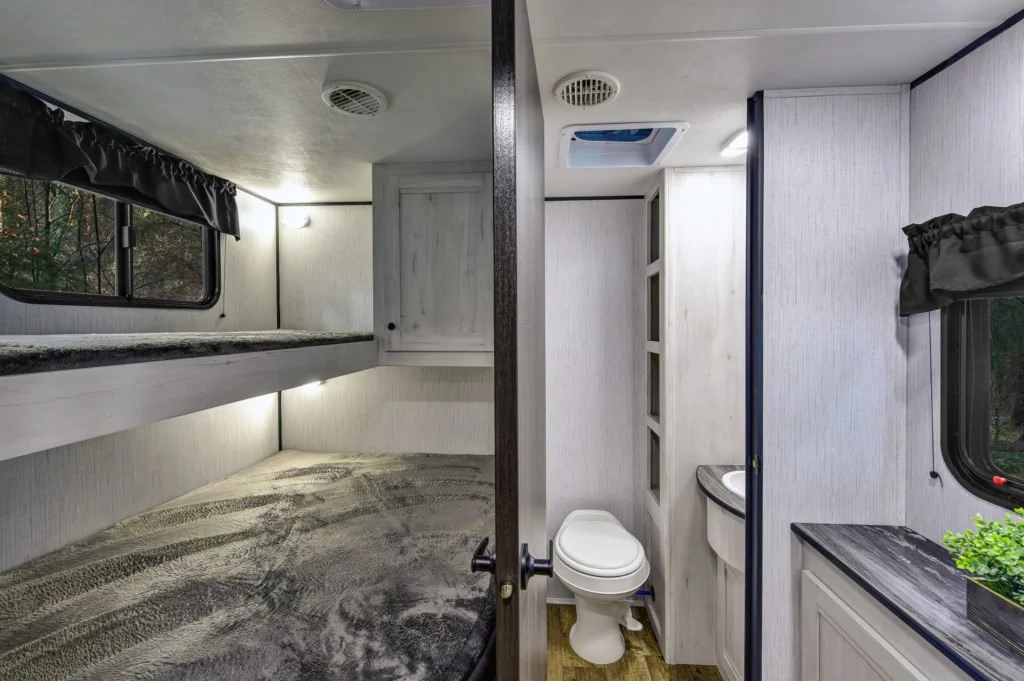 Silverback RV Rental