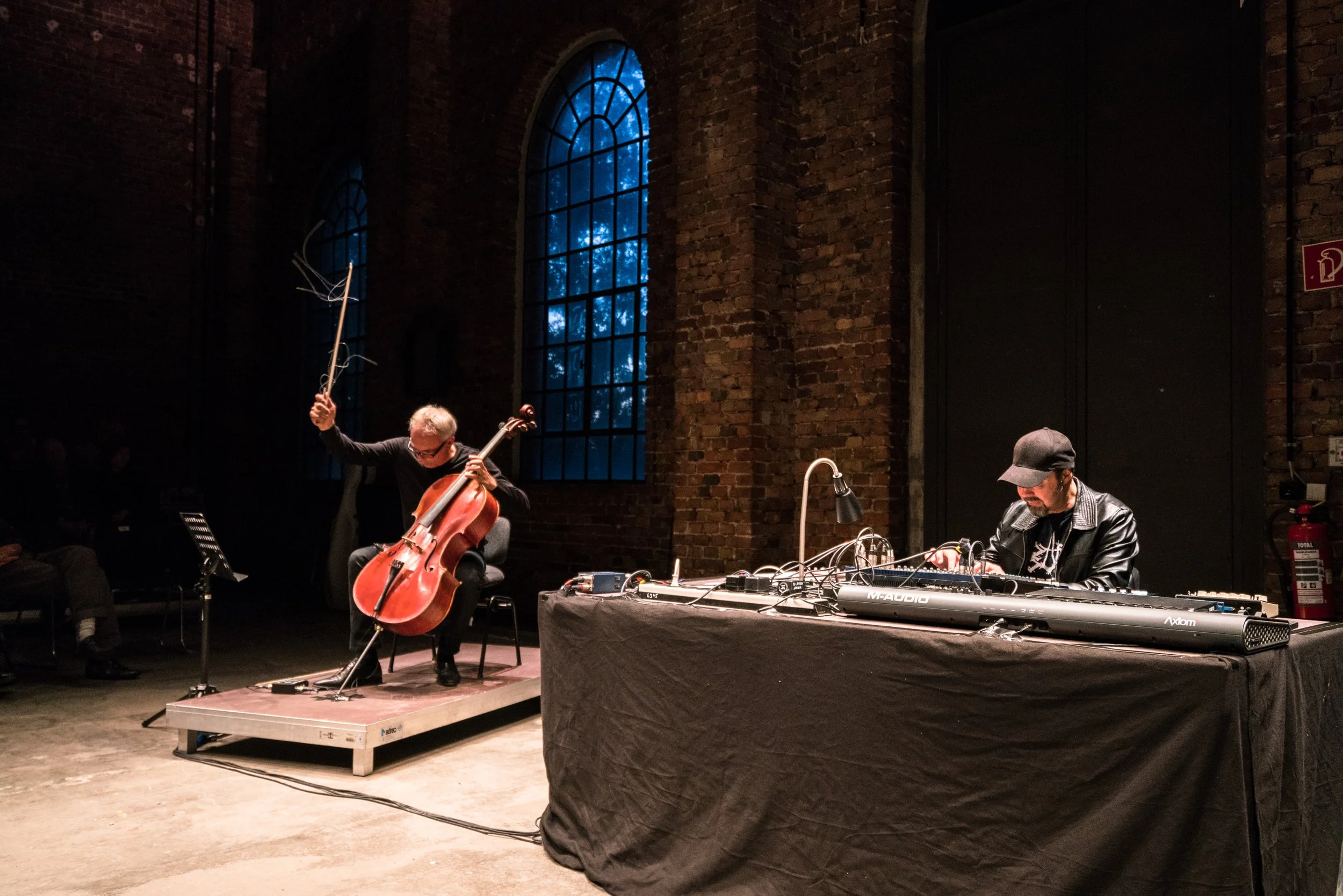 Biography — Contemporary Music Cellist ARNE DEFORCE