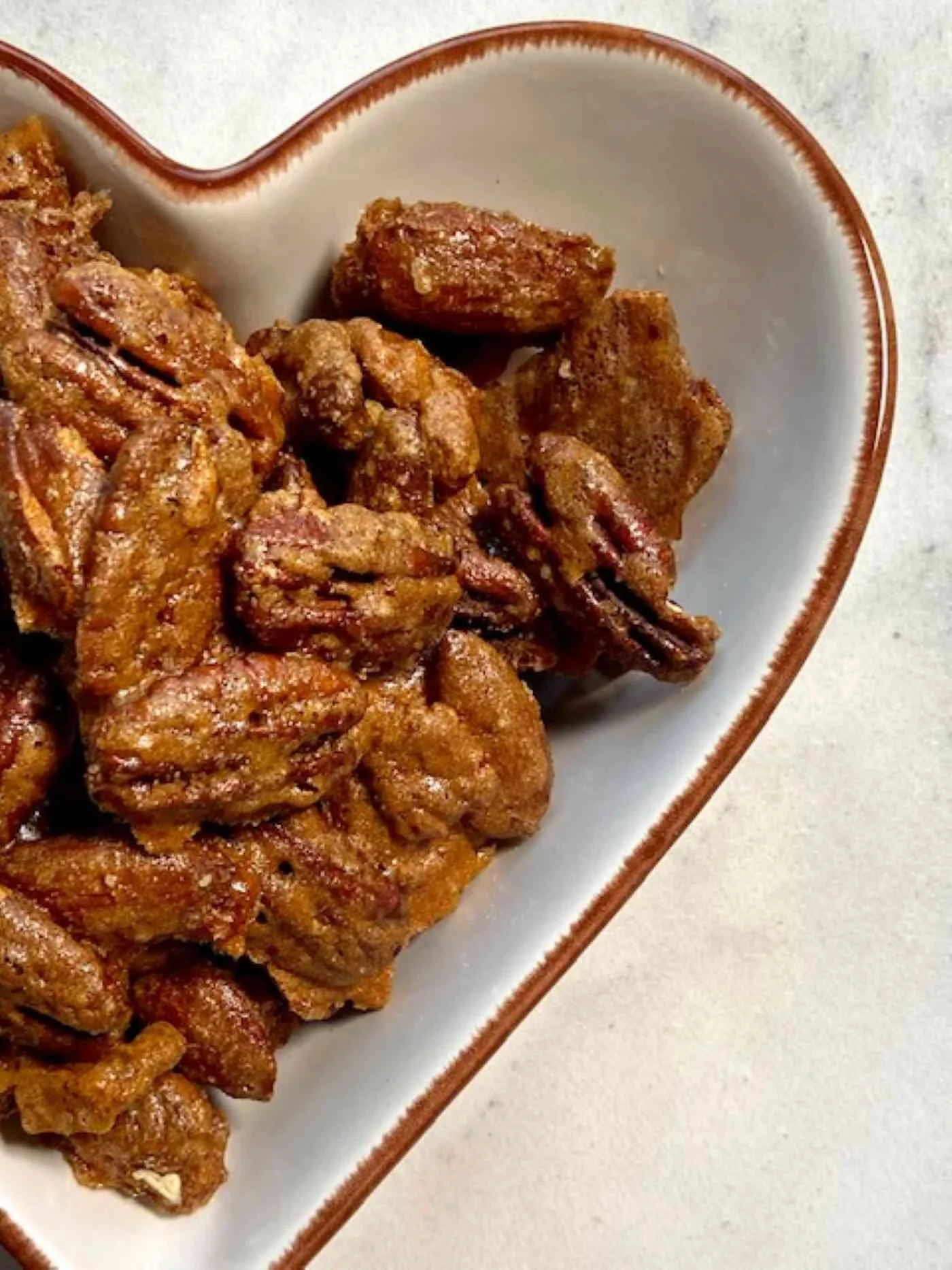 Santa’s Sweet & Spicy Nuts — SiLLibake