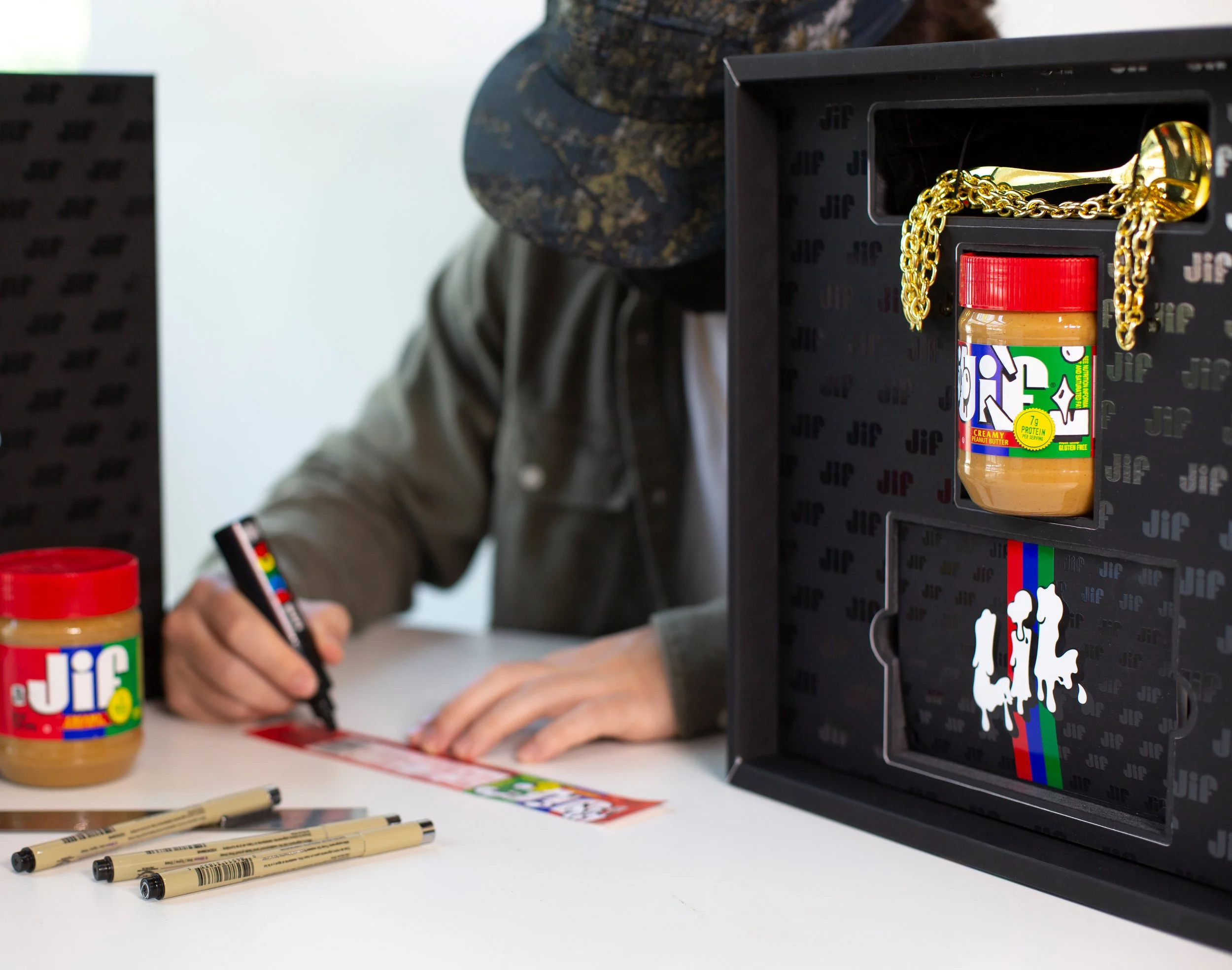 ABV - CREATIVE AGENCY + ART GALLERY