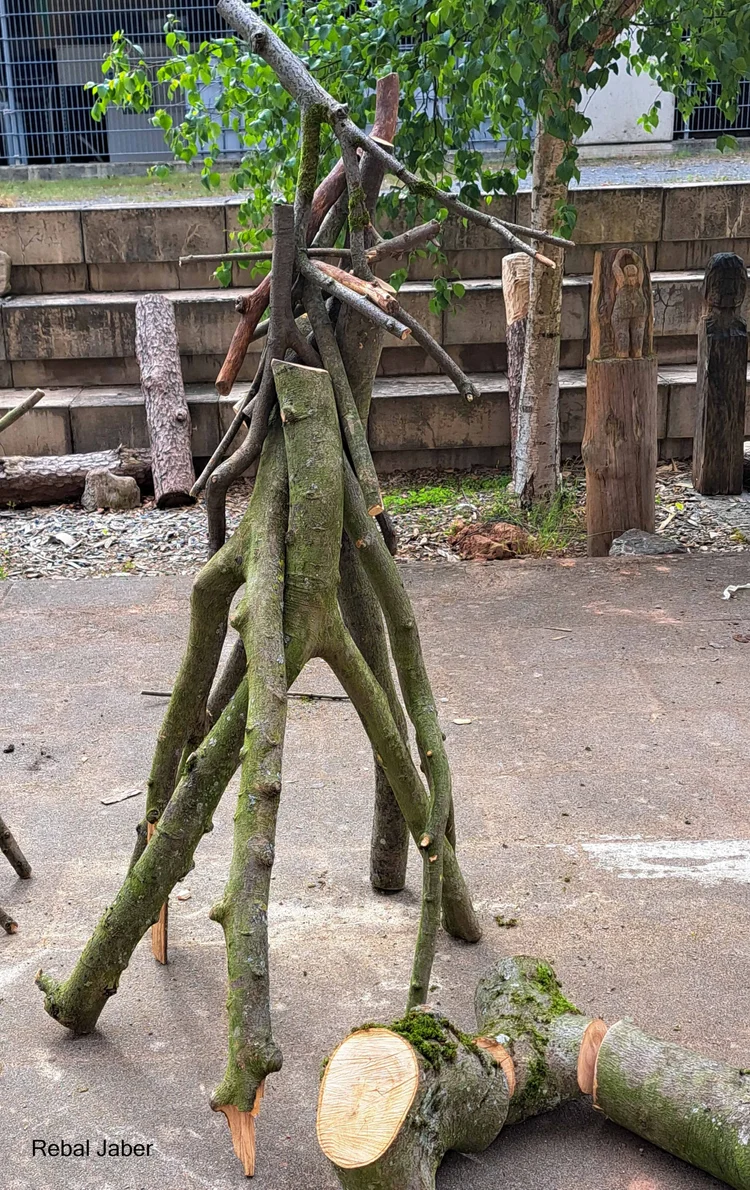Digital and Analog Integration for the Reuse of Tree Forks | Innovative ...