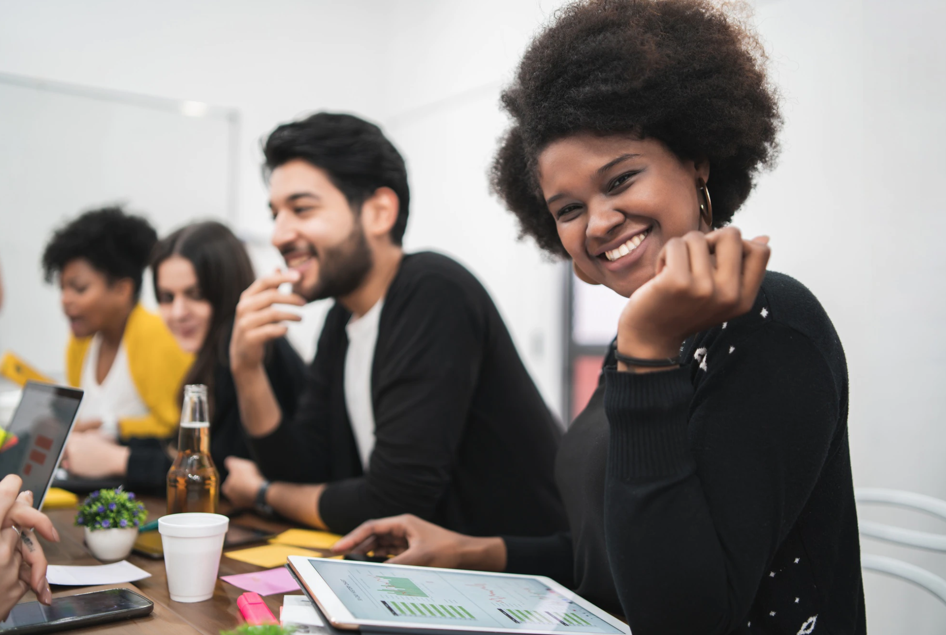 ABOUT US — Bee Talent Solutions