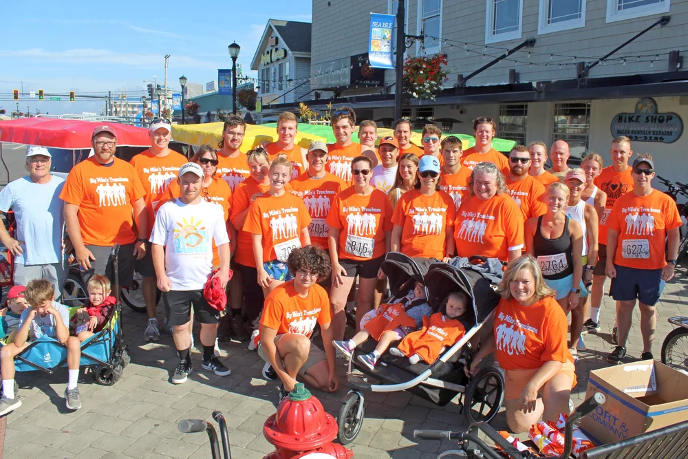 The 10th Anniversary of the Stomp Cancer Bringing Hope Home Run-Walk ...